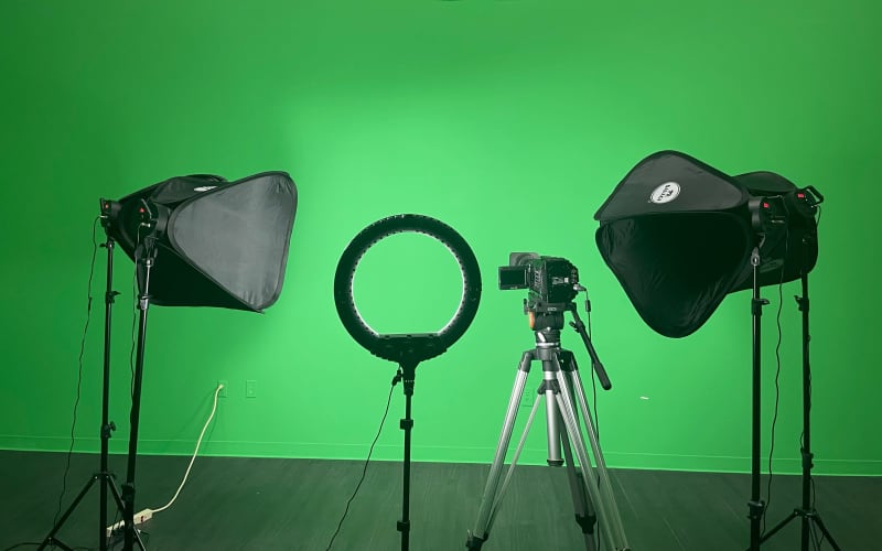 Stunning Green Room Studio in Katy/Houston: Your Premier Destination ...