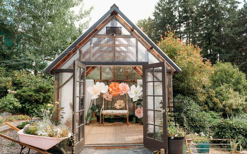 Suburban Greenhouse Studio with a Boho Vibe!, Shoreline, WA ...