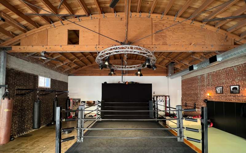Vintage Industrial Boxing Gym and Martial Arts Dojo, LOS ANGELES, CA ...
