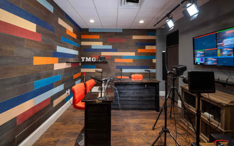 Raleigh Professional Podcast Studio, Broadcast, Live Streaming, Remote ...