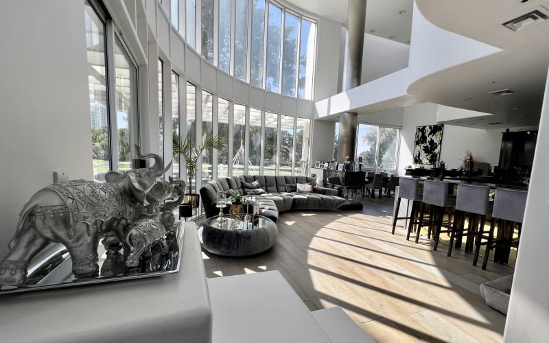 Iconic Art Deco Miami Style House with Countryside & Strip View, 5 ...