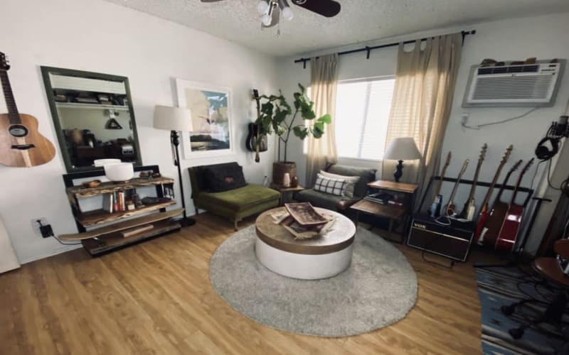 Mid-Century Eclectic Zen Den, Valley Village, CA | Production | Peerspace