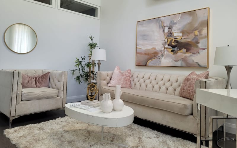 GetJLT | Berkeley Content Room, Toronto | Production | Peerspace