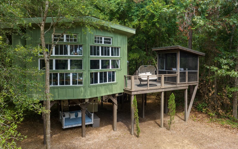 Charming treehouse on tranquil Wadmalaw Island, Charleston, Wadmalaw ...