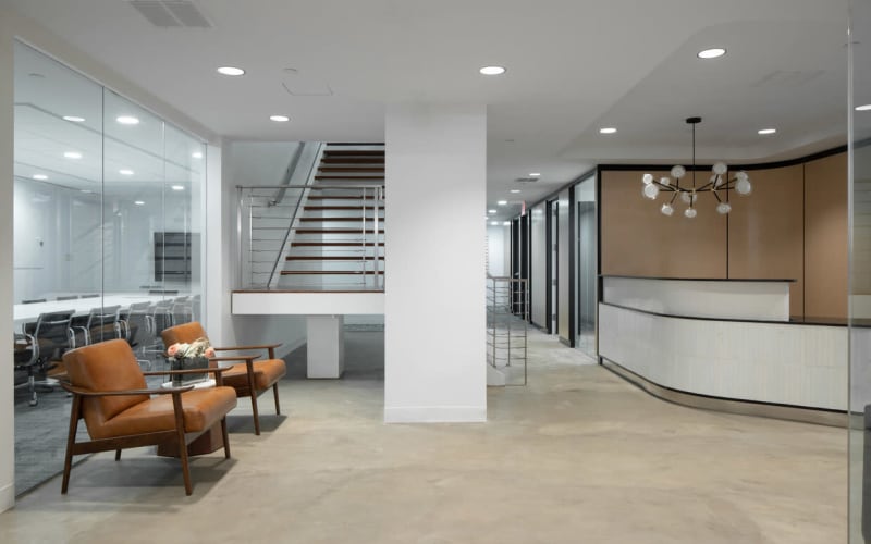 Wall Street Meeting Room for 8 , Square Meeting Space D with Amenities ...