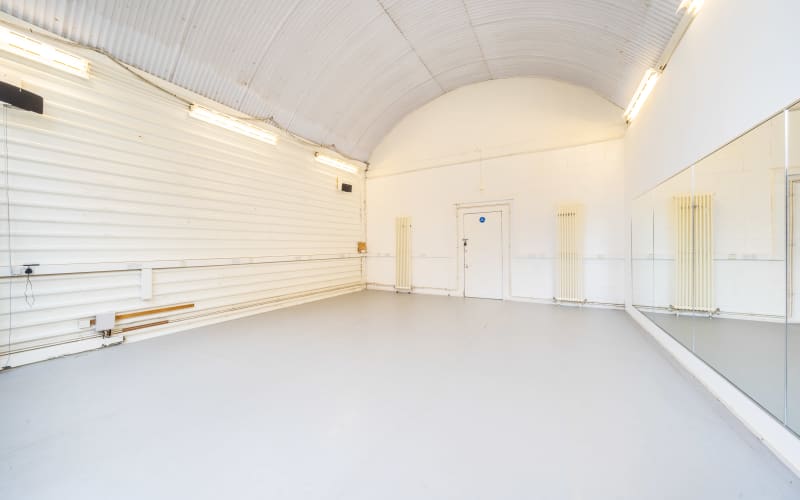 Chic Studio with High Ceilings - Studio I, London | Production | Peerspace