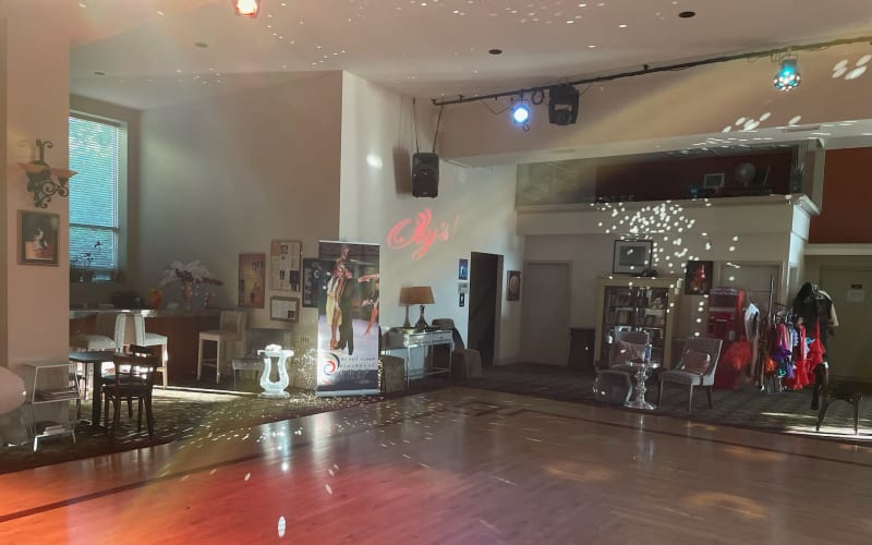 Everett Dance Studio Rehearsal and Performance Space with Spacious ...