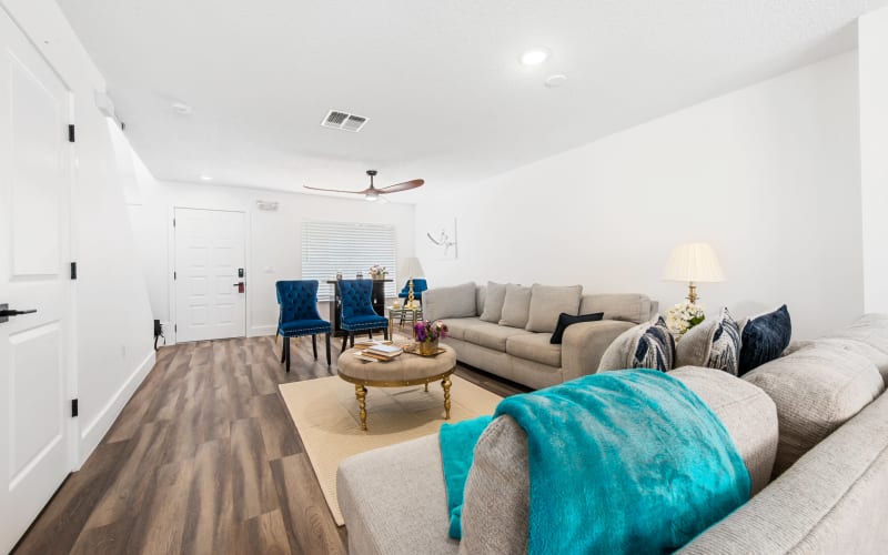 Sunshine State Splendor: Stylish Orlando Home with Pool, Orlando, FL ...