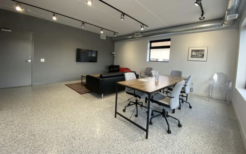 Small Production Space in Toronto, Toronto | Production | Peerspace