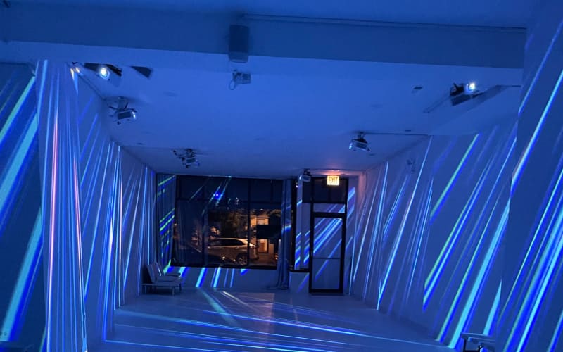 Stylish Immersive Art Studio Storefront, Chicago, IL | Production ...