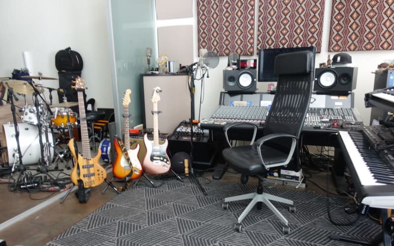 Ultra Cozy, Urban Music & Creative Loft - Recording, Production, Mixing ...