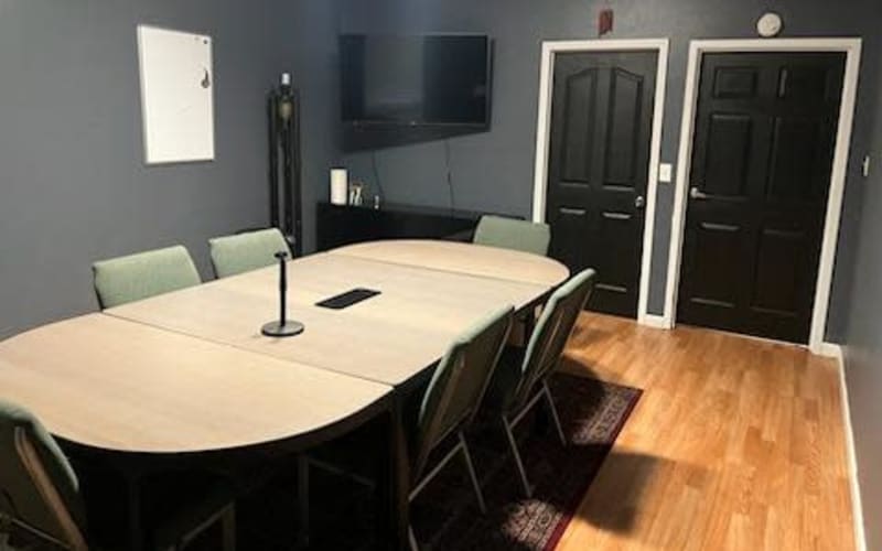 Studio Maxx Orlando | Fully equipped Board Room Meeting Space located ...
