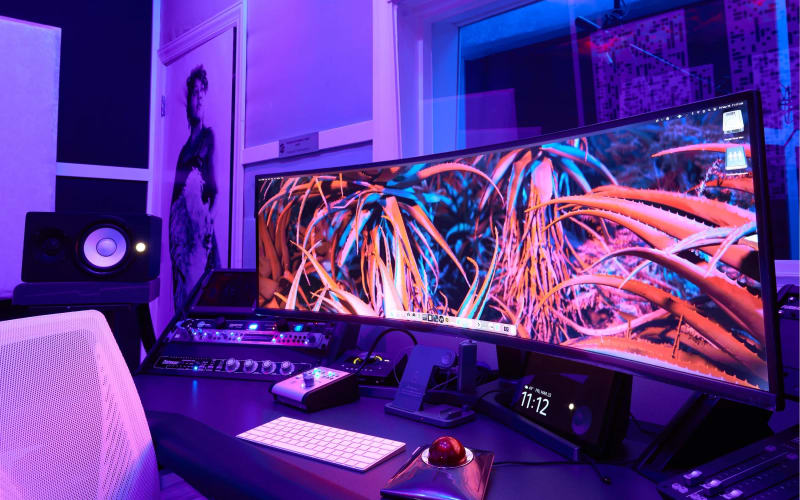 Vibey "Purple Haze" Recording Studio, Cincinnati, OH | Production | Peerspace