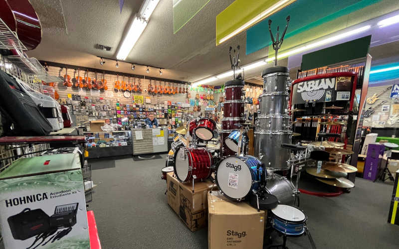 Mom and Pop Music Store, Los angeles, CA | Production | Peerspace