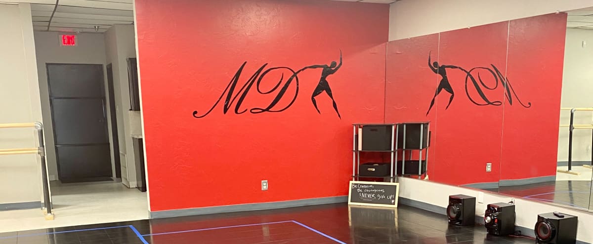 Clean Dance Studio or Photography Studio with Open Floor Plan, Dallas ...