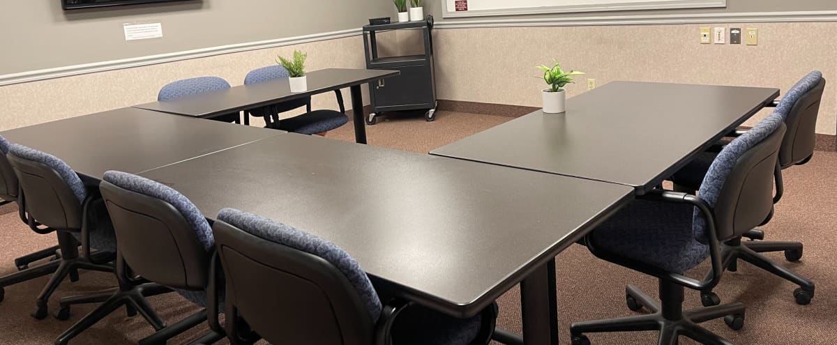 Traditional Conference Room in Knoxville Tennessee, Knoxville, TN | Off ...