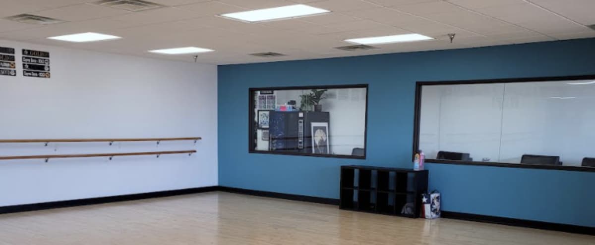 Spacious, High-Ceiling Dance Studio in Dallas, Dallas, TX | Event ...