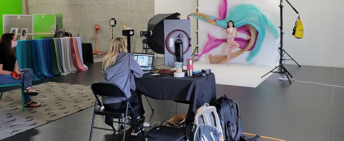 Large Open-Air Garage Studio, Los Angeles, CA | Production | Peerspace