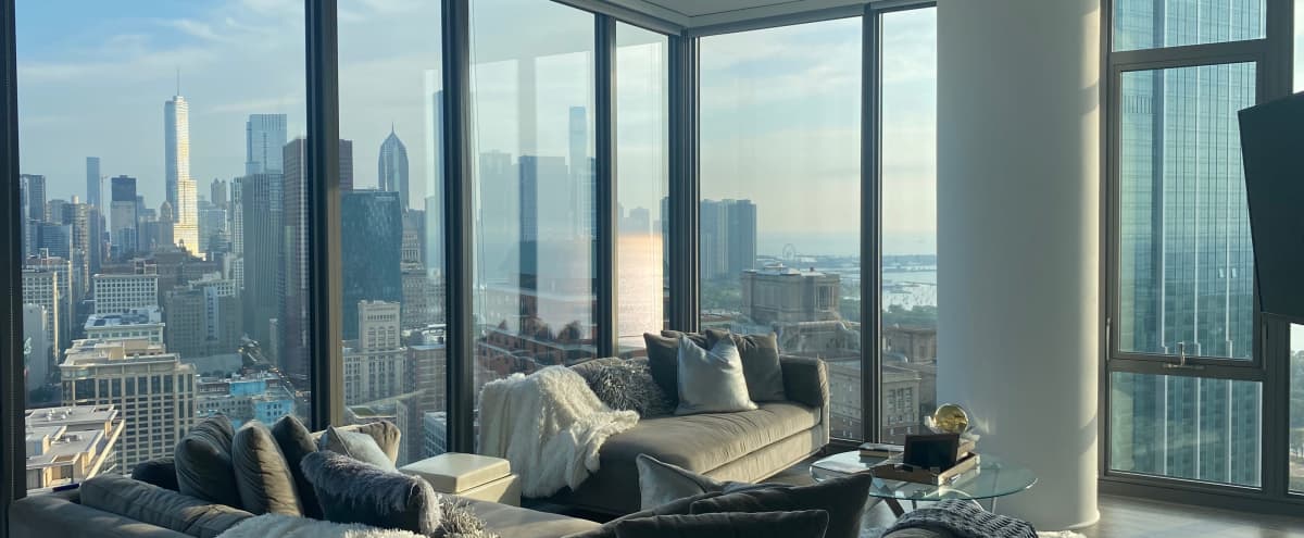 Luxury Downtown Penthouse with Killer Views, Chicago, IL | Production ...