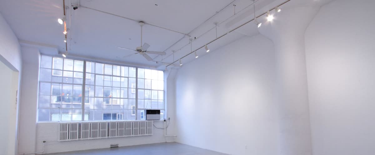 Large White Box Gallery in Chelsea Art district, New York, NY ...