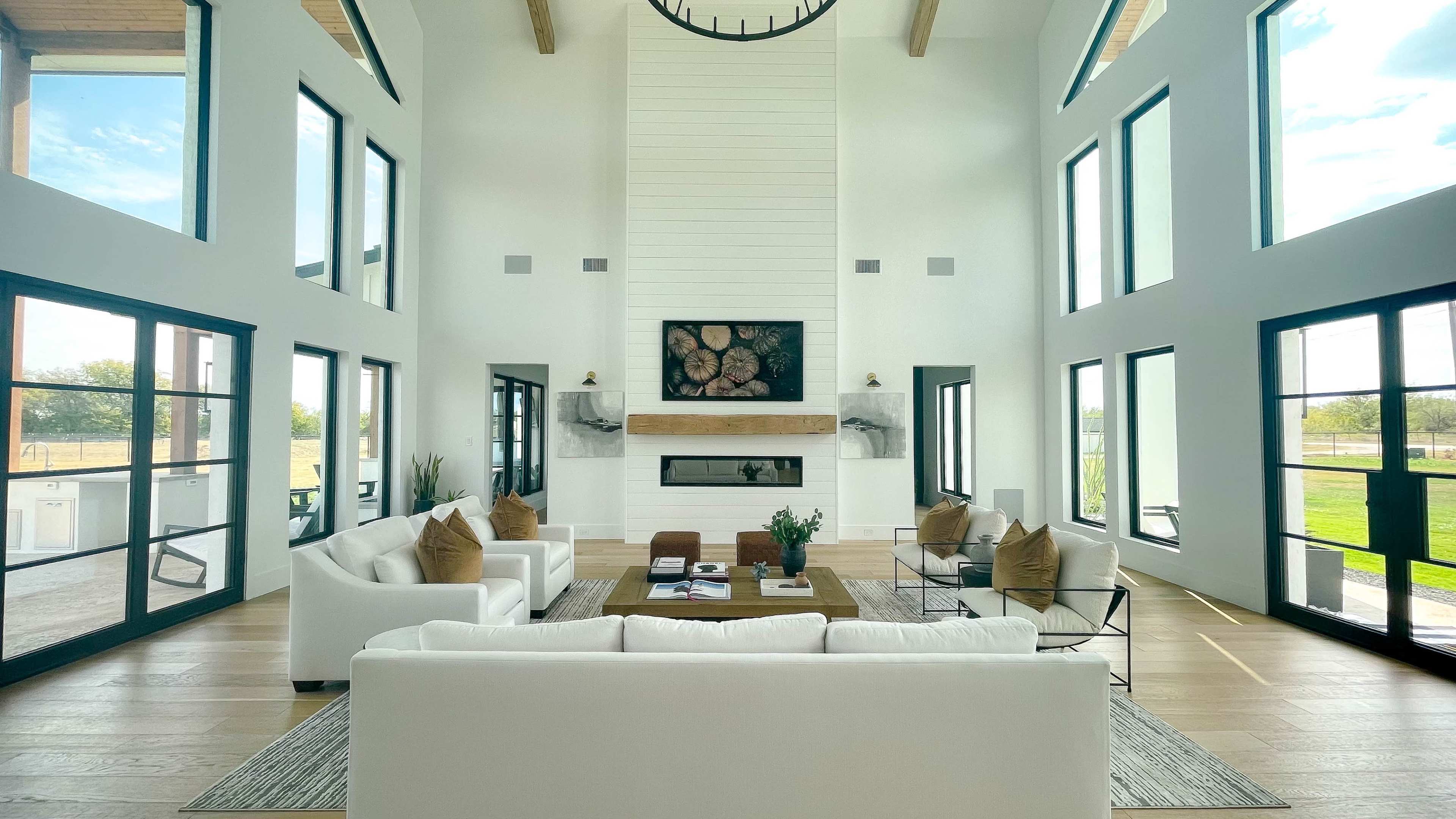 Modern Natural Light Farmhouse, Argyle, TX | Production | Peerspace