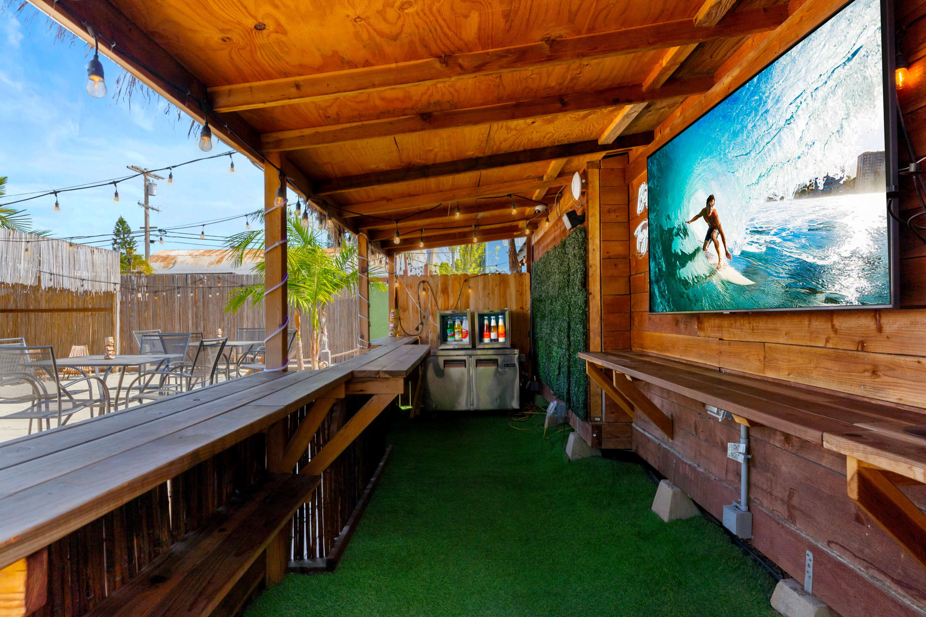 Good Life Vacation Rental Resort | Good Life Beach - Private Events ...