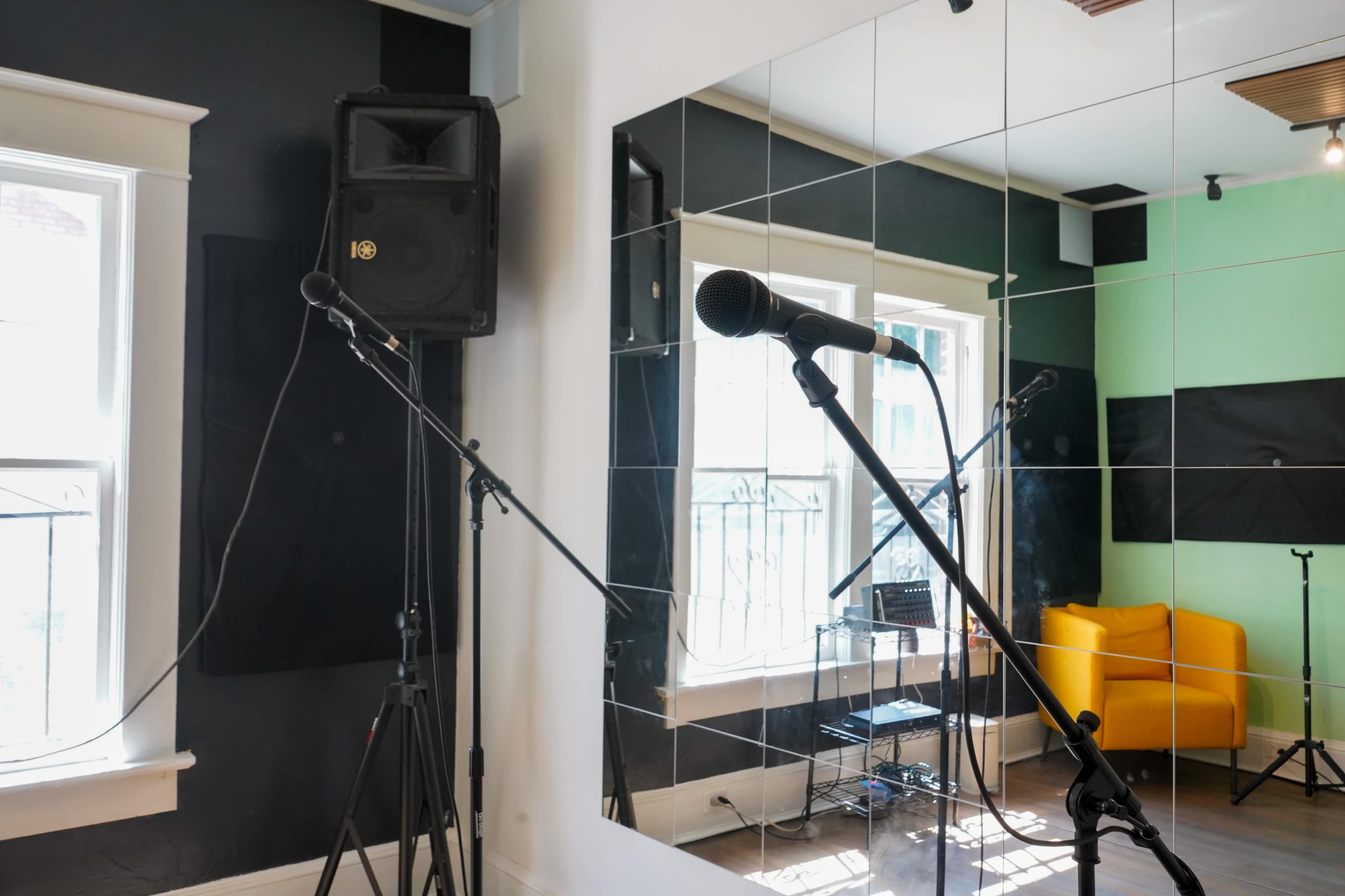 Atlanta Rehearsal Studios | Downtown Rehearsal and Multi-Production Studio with Comfy Home ...