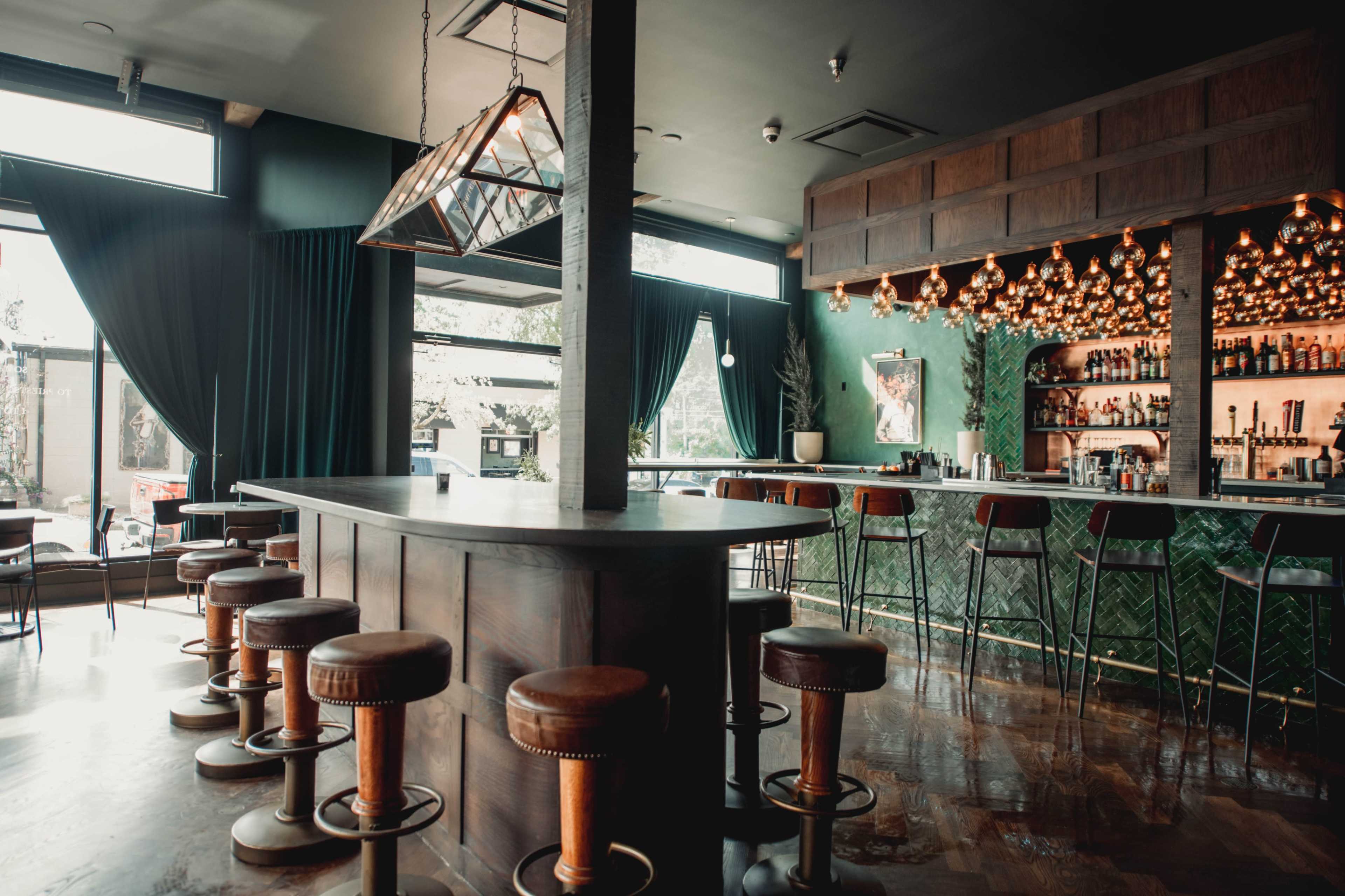 Local Bar & Hotel Close to Downtown, Nashville, TN | Event | Peerspace