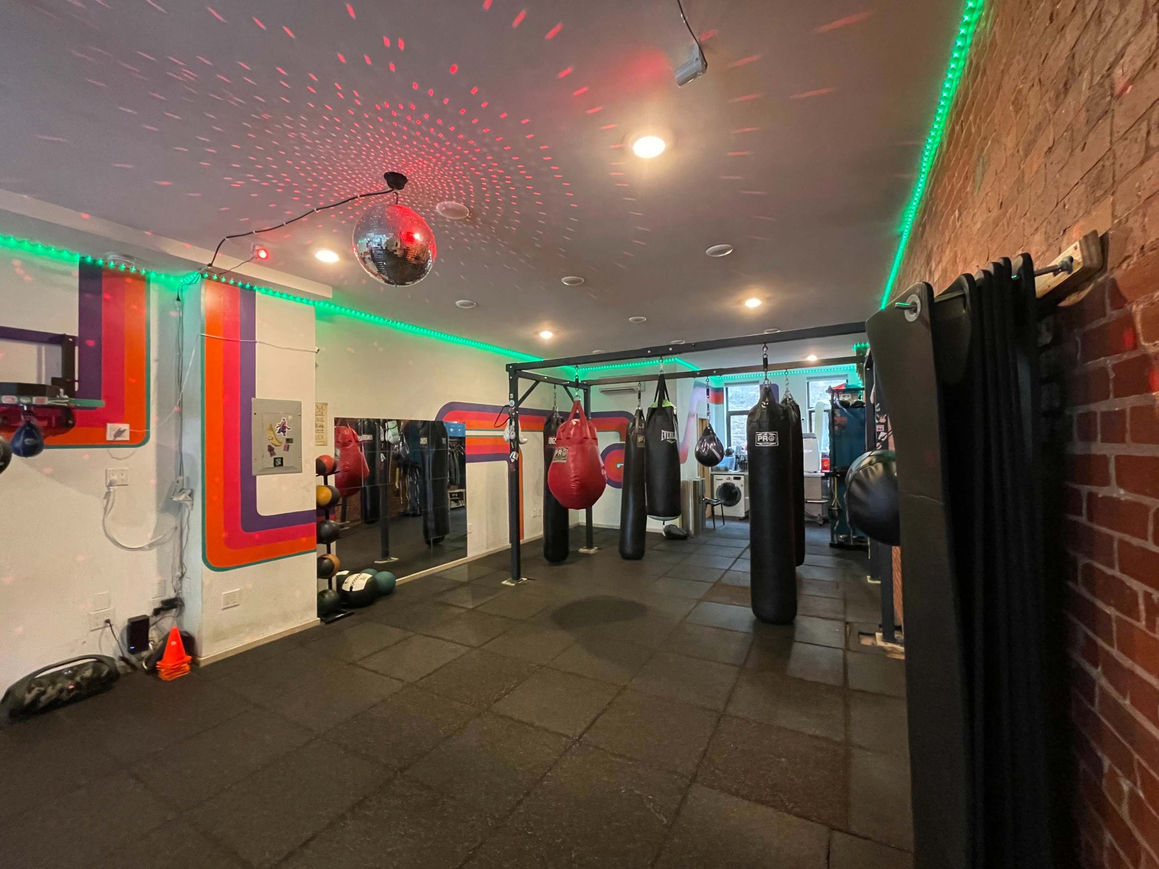 Boutique Brooklyn Boxing Gym, Brooklyn, NY | Production | Peerspace