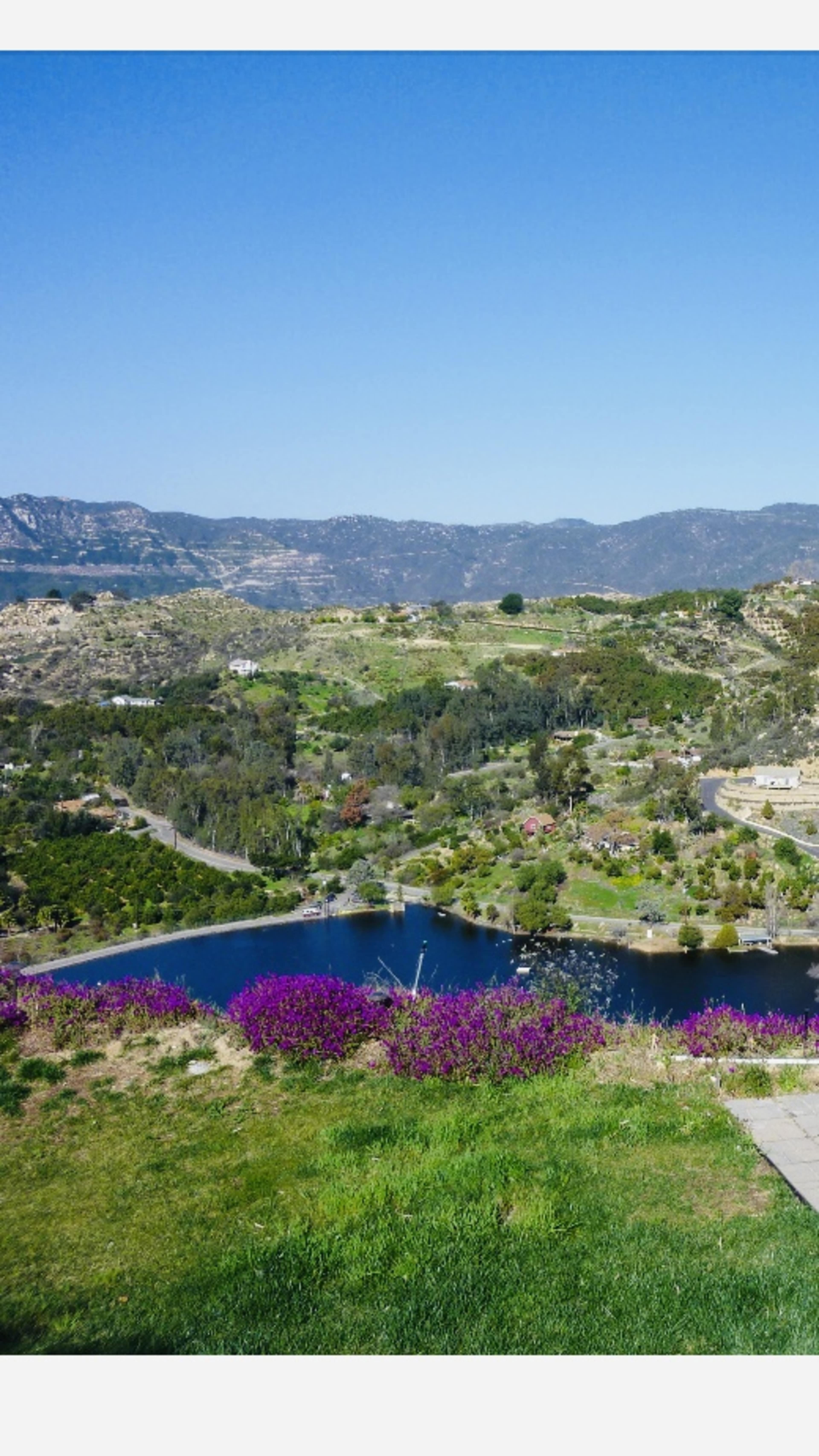 Gorgeous 4.5 Acre Mountainside Property Overlooking Lake | Stunning ...