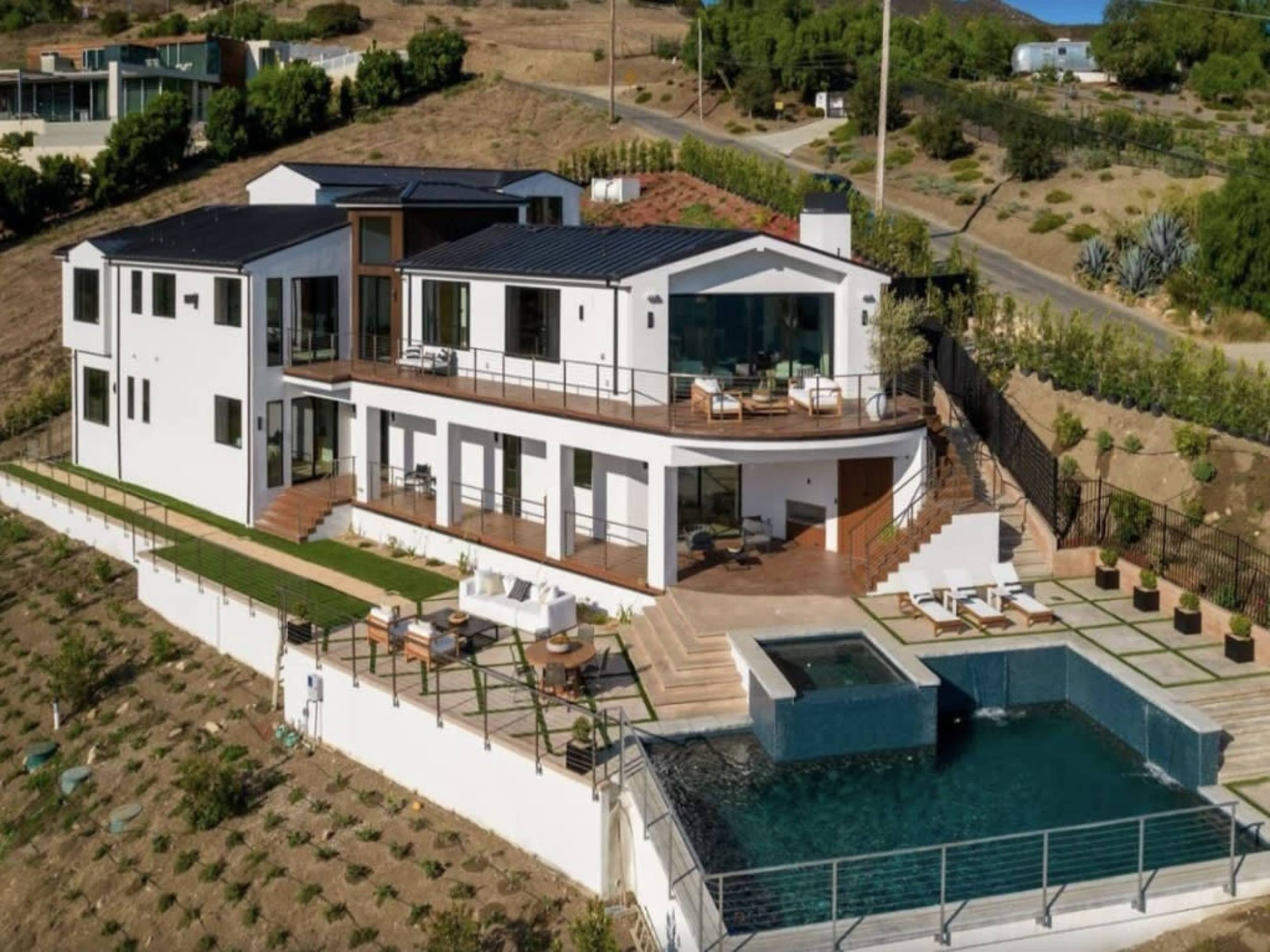 MALIBU MODERN WITH OCEAN INFINITY VIEWS, Malibu, CA | Event | Peerspace