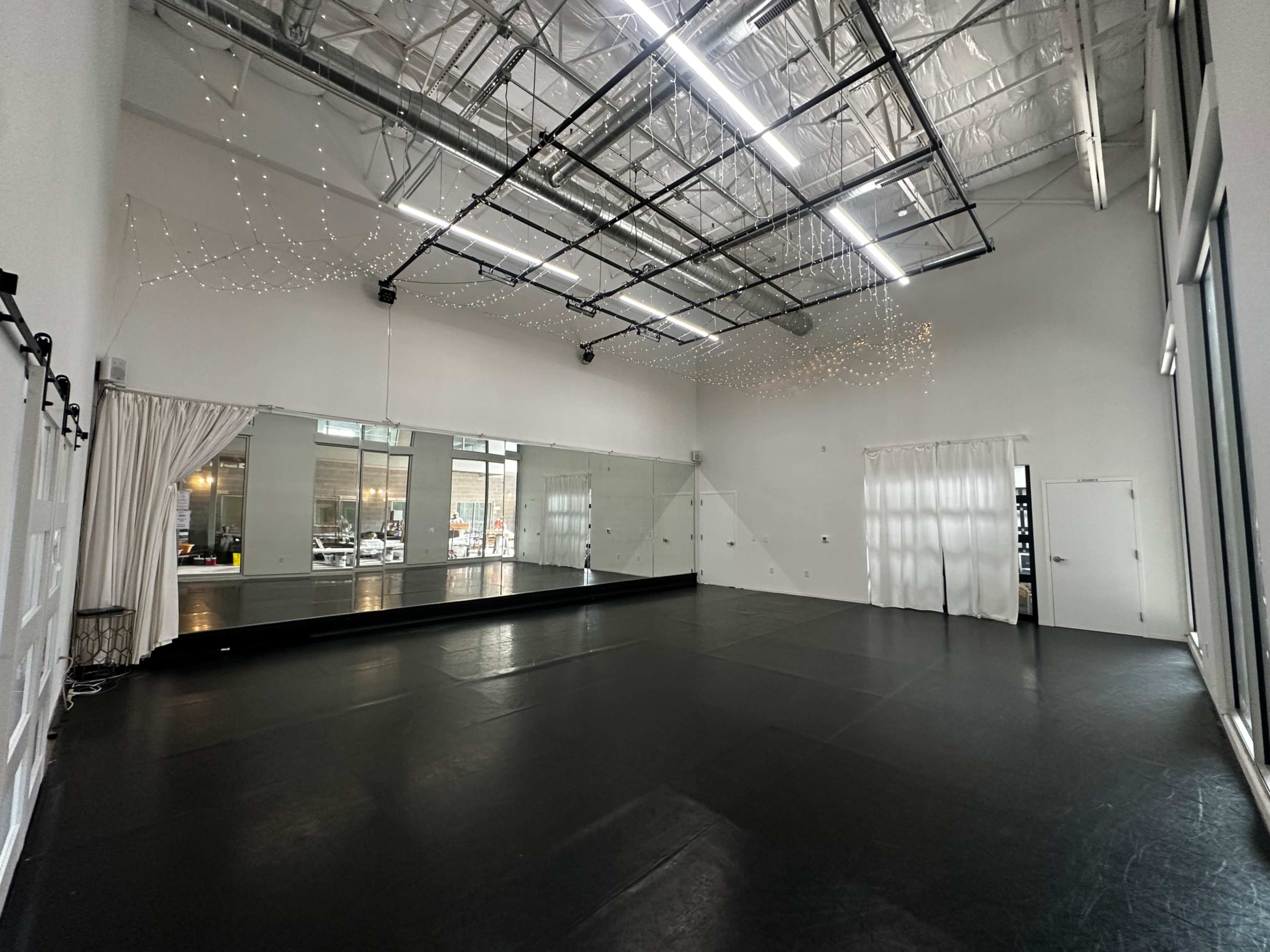 East Side Performing Arts | East Austin Studio with Theater Lighting ...