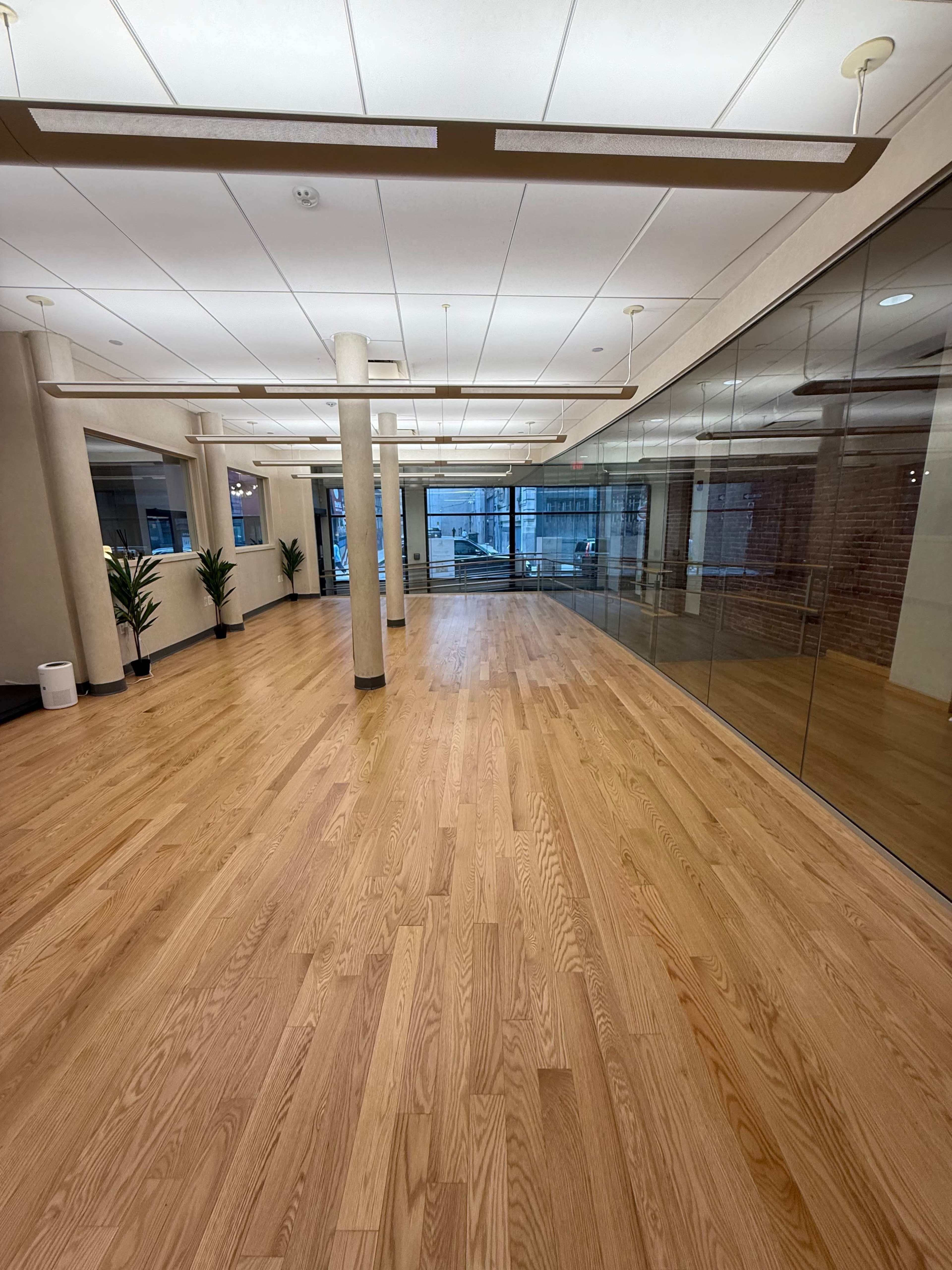 Modern Yoga Studio in Downtown Boston – Bright Space, Boston, MA | Off ...