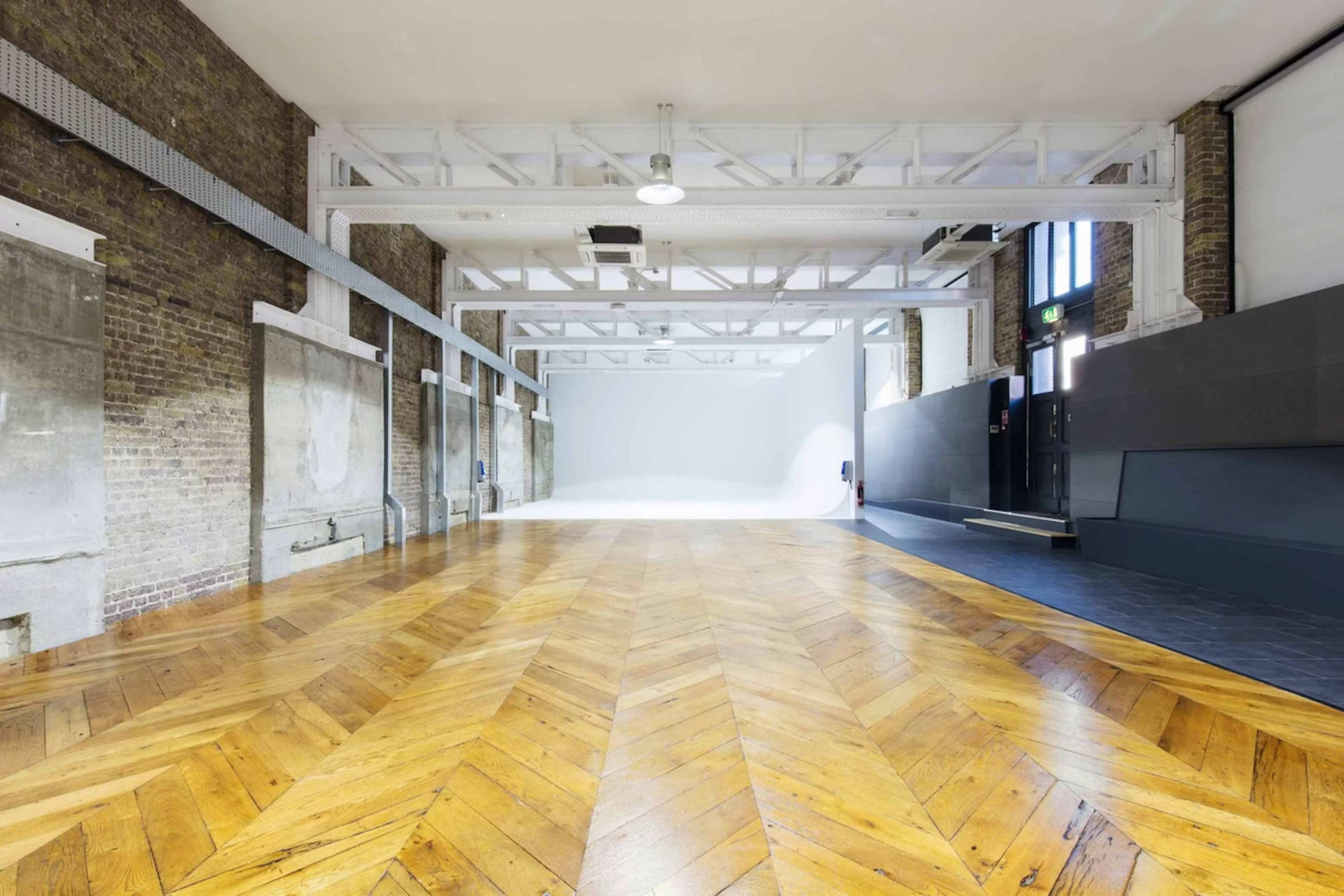 Spring Studios London - Studio M | Versatile Daylight Studios & Event ...