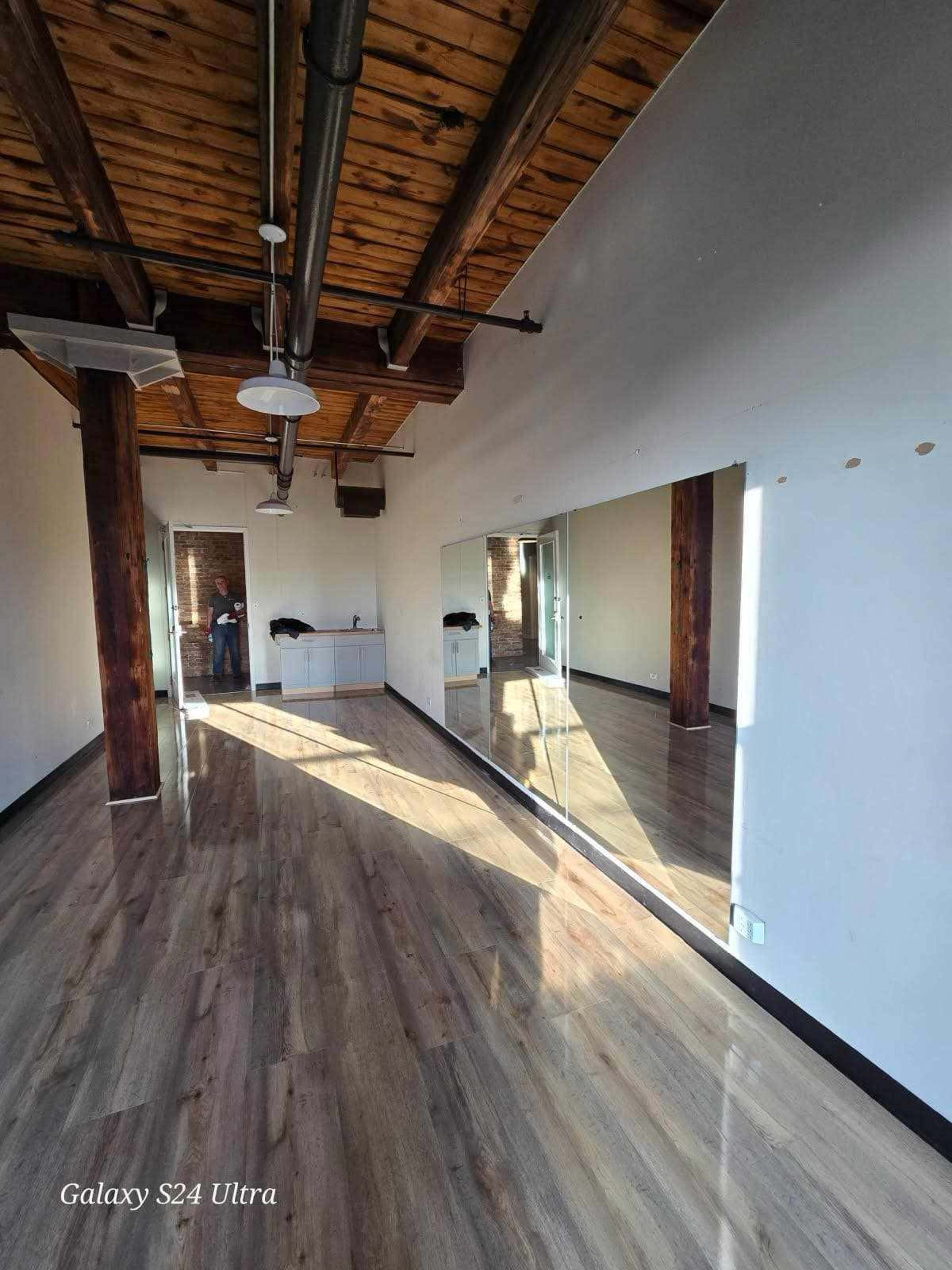 Book4Dance | Cheap Dance Room Goose Island, Chicago, IL | Event | Peerspace