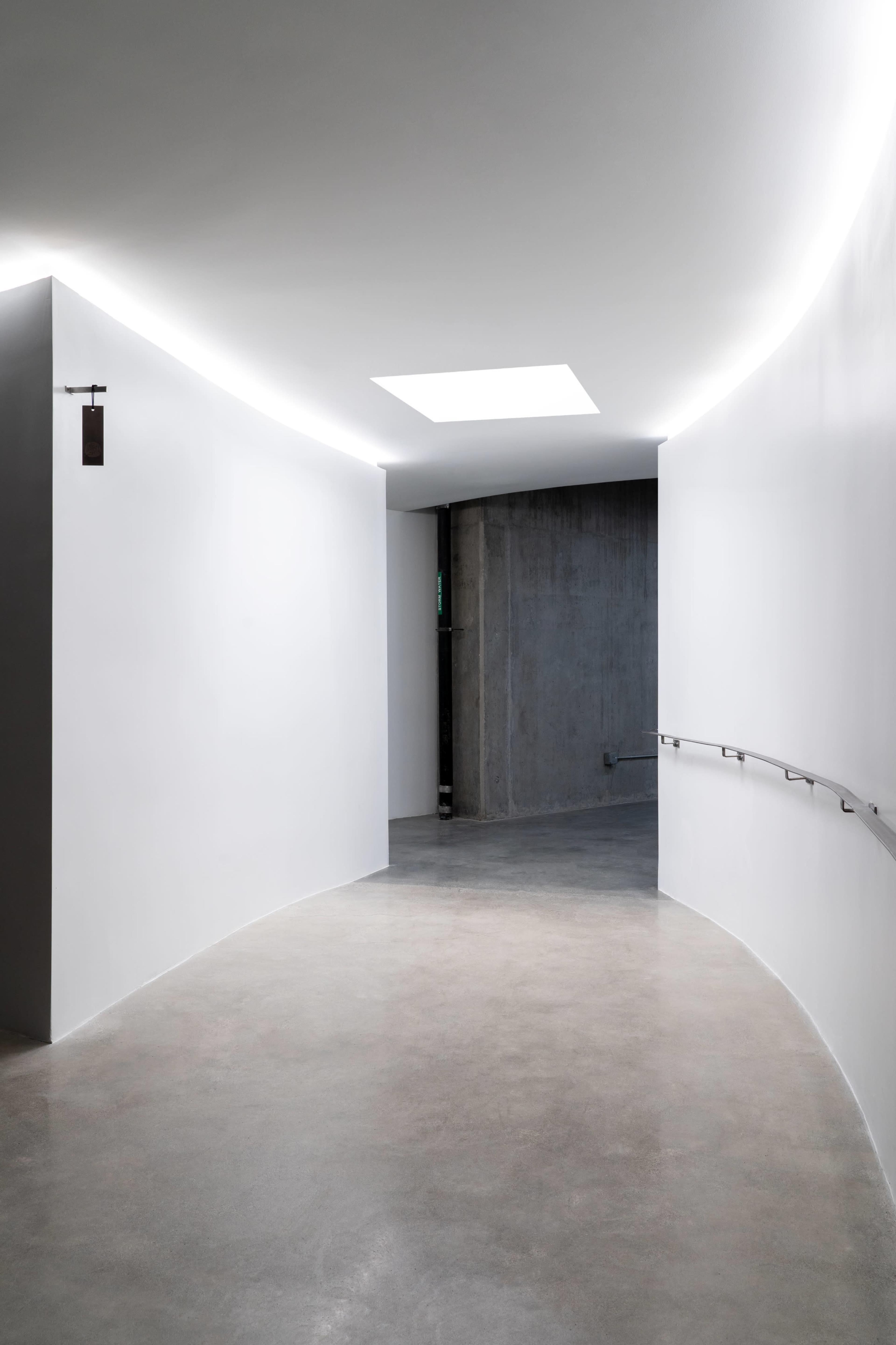 Urban Studio with Modern Design for Photoshoots and Events, Los Angeles ...