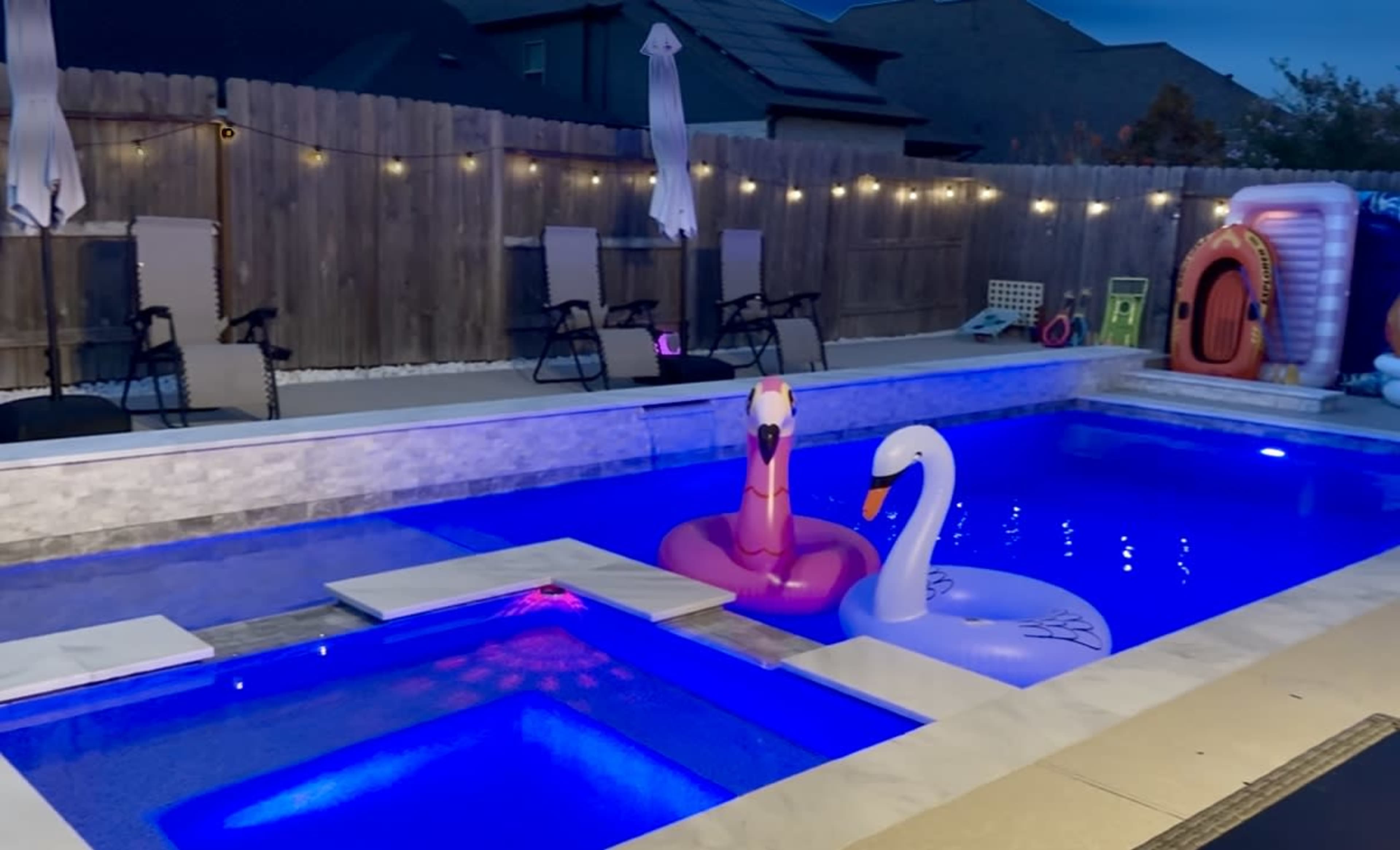 Modern Paradise! | Modern Paradise! New Private Heated Pool and Spa ...