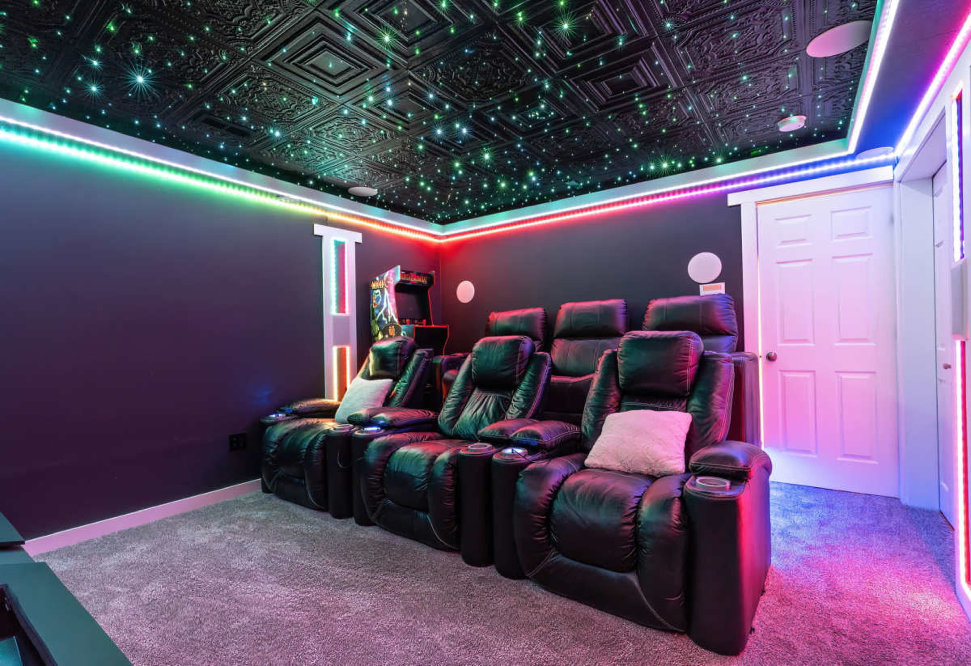 Stylish & Spacious Venue for Small Gatherings, Photoshoots & Video ...