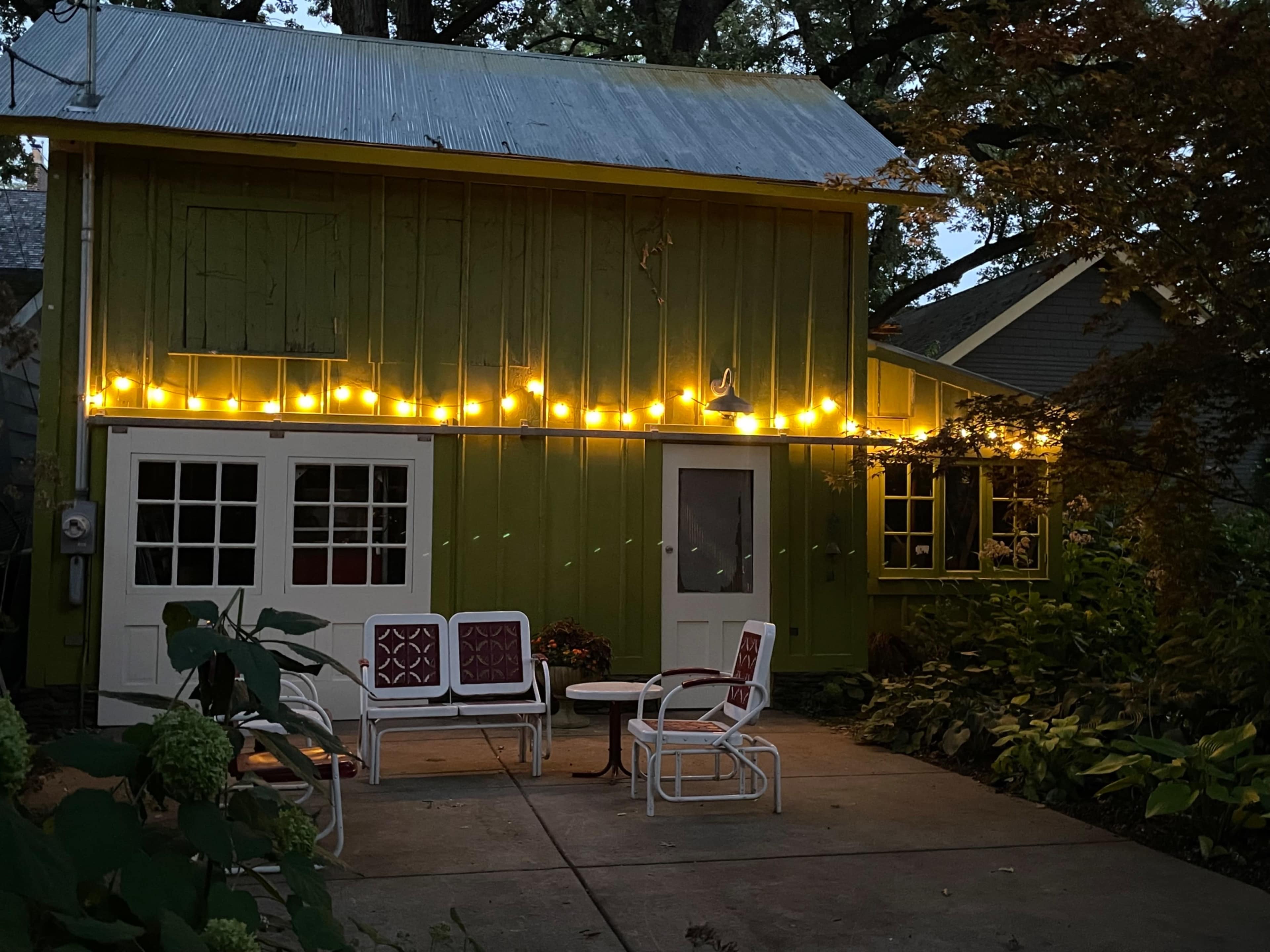 Vintage Funky Farmhouse, Barn & Garden, Oak Park, IL | Production ...