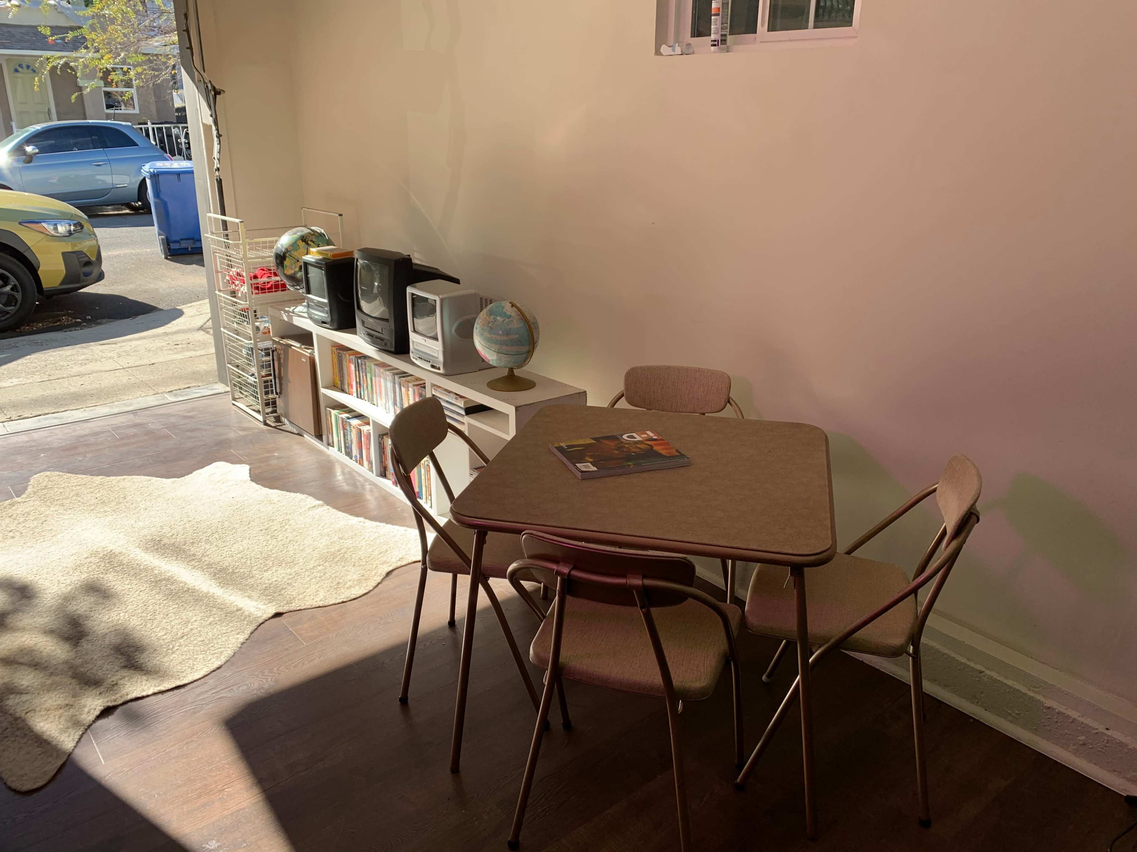 Retro Studio, Los Angeles, CA | Event | Peerspace