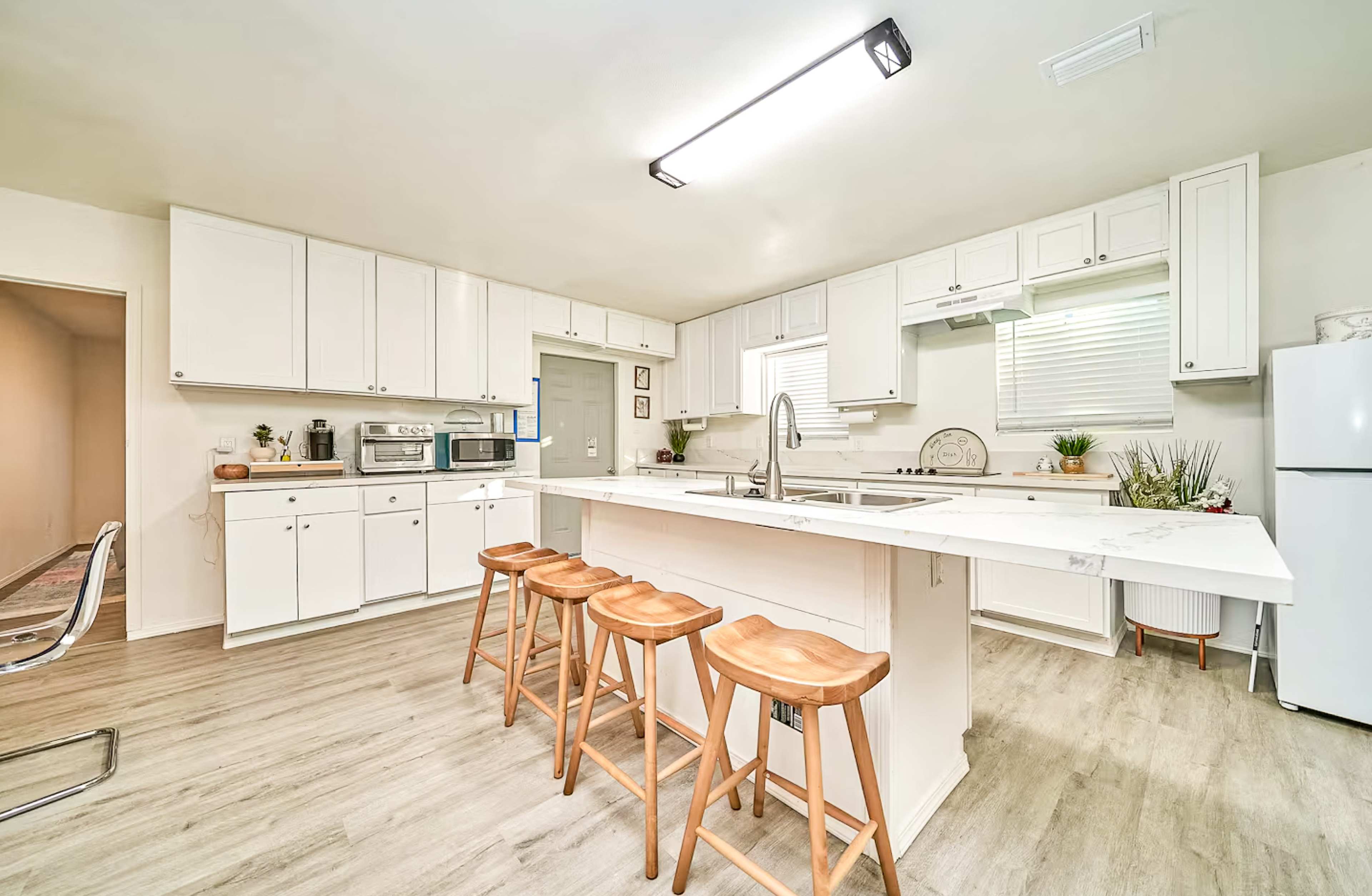luxury locations | Stylish Modern Home with Open Living Spaces, Natural ...