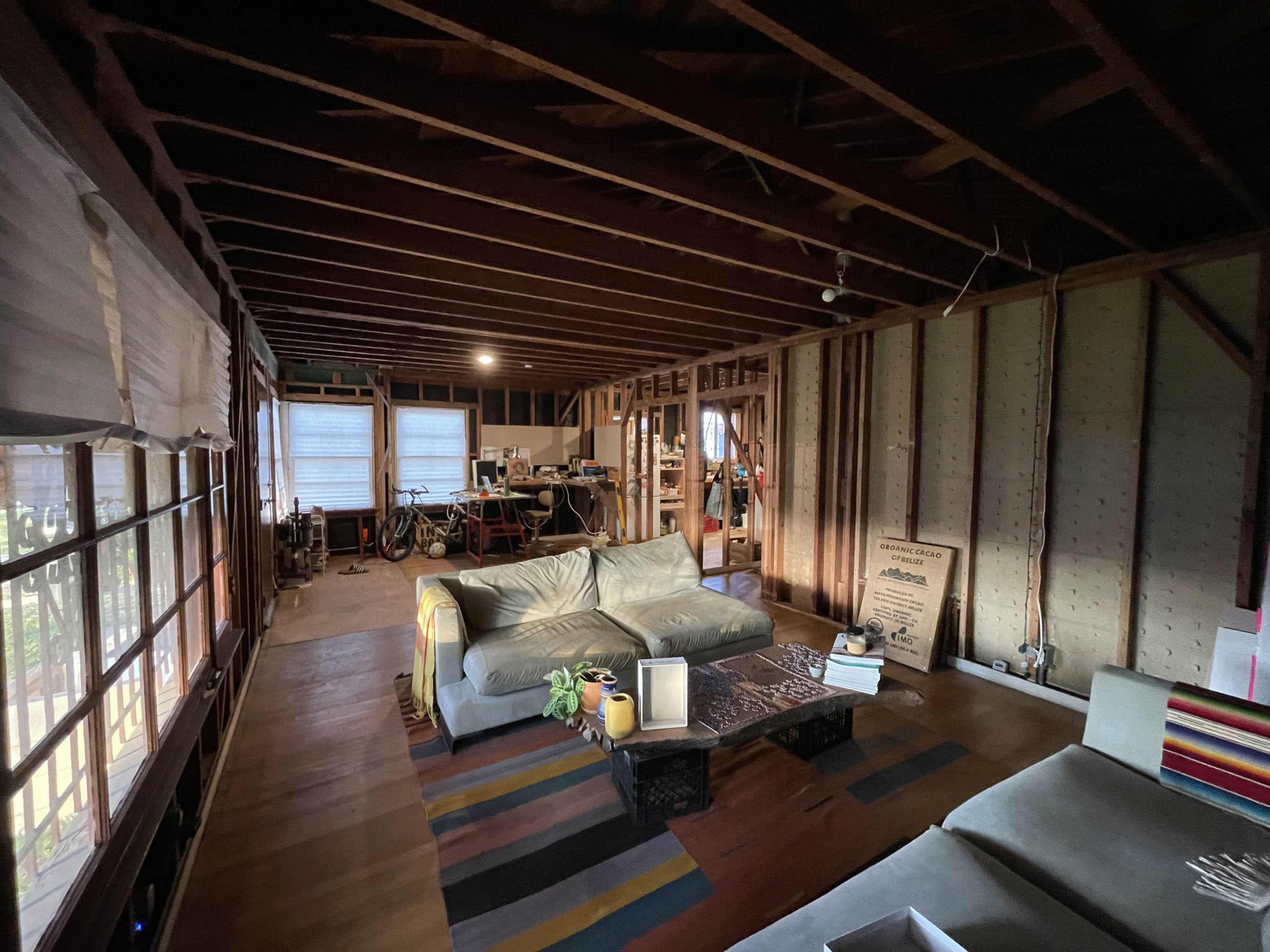 UNIQUE South LA 1950 Stucco Box under Construction., Los Angeles, CA ...