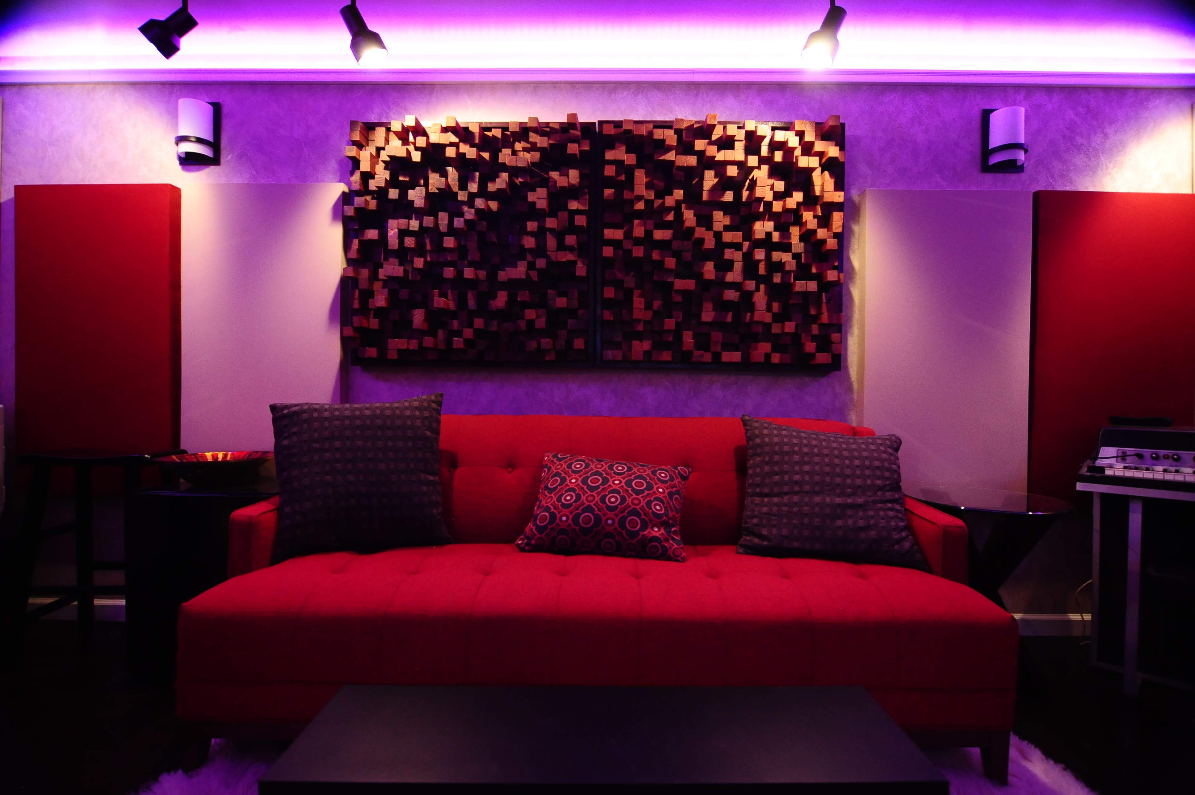 A stunning recording studio in SF Valley, Reseda, CA | Production ...