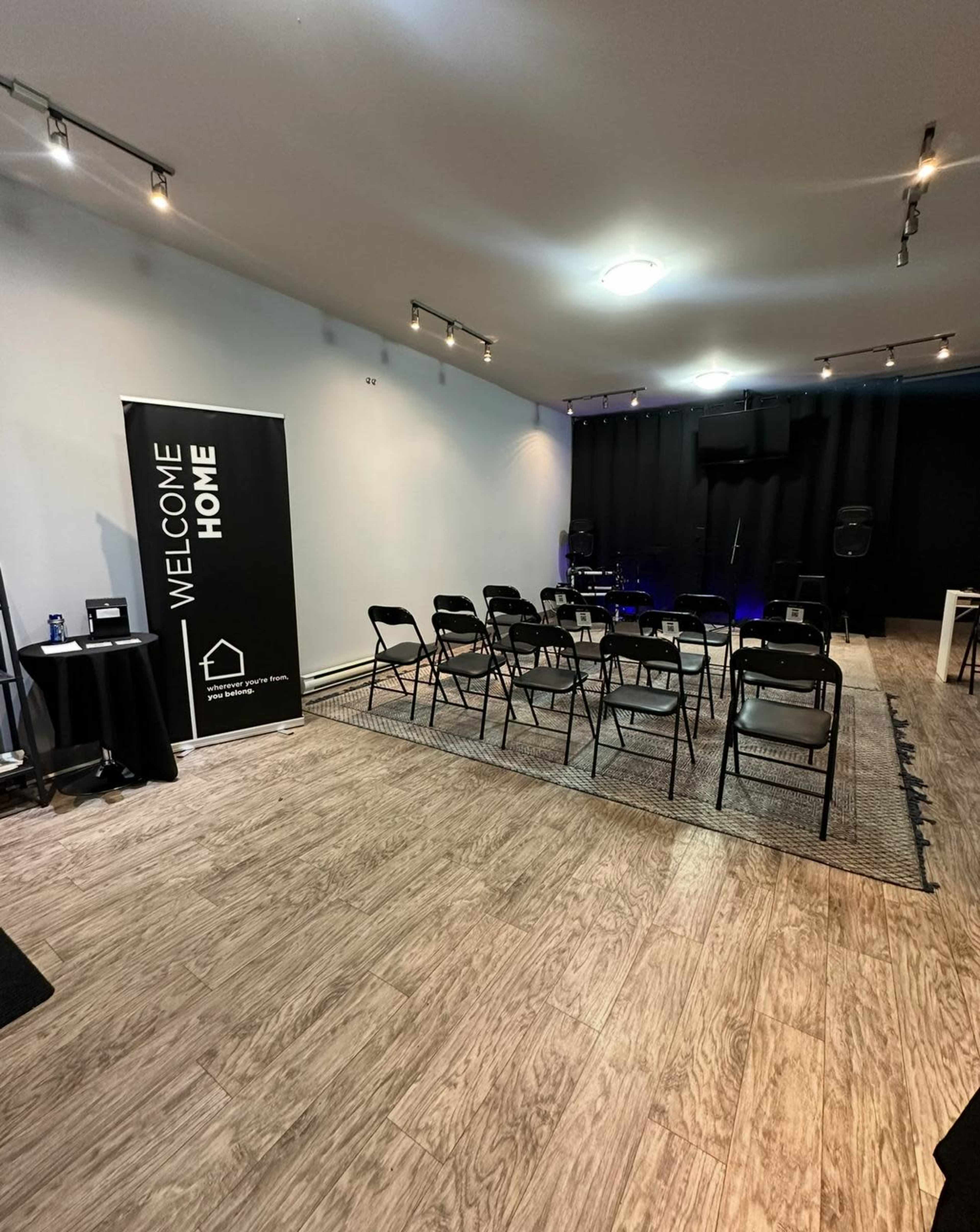 Cozy Gathering Space for Meetings & Small Events, Vancouver | Off-Site ...