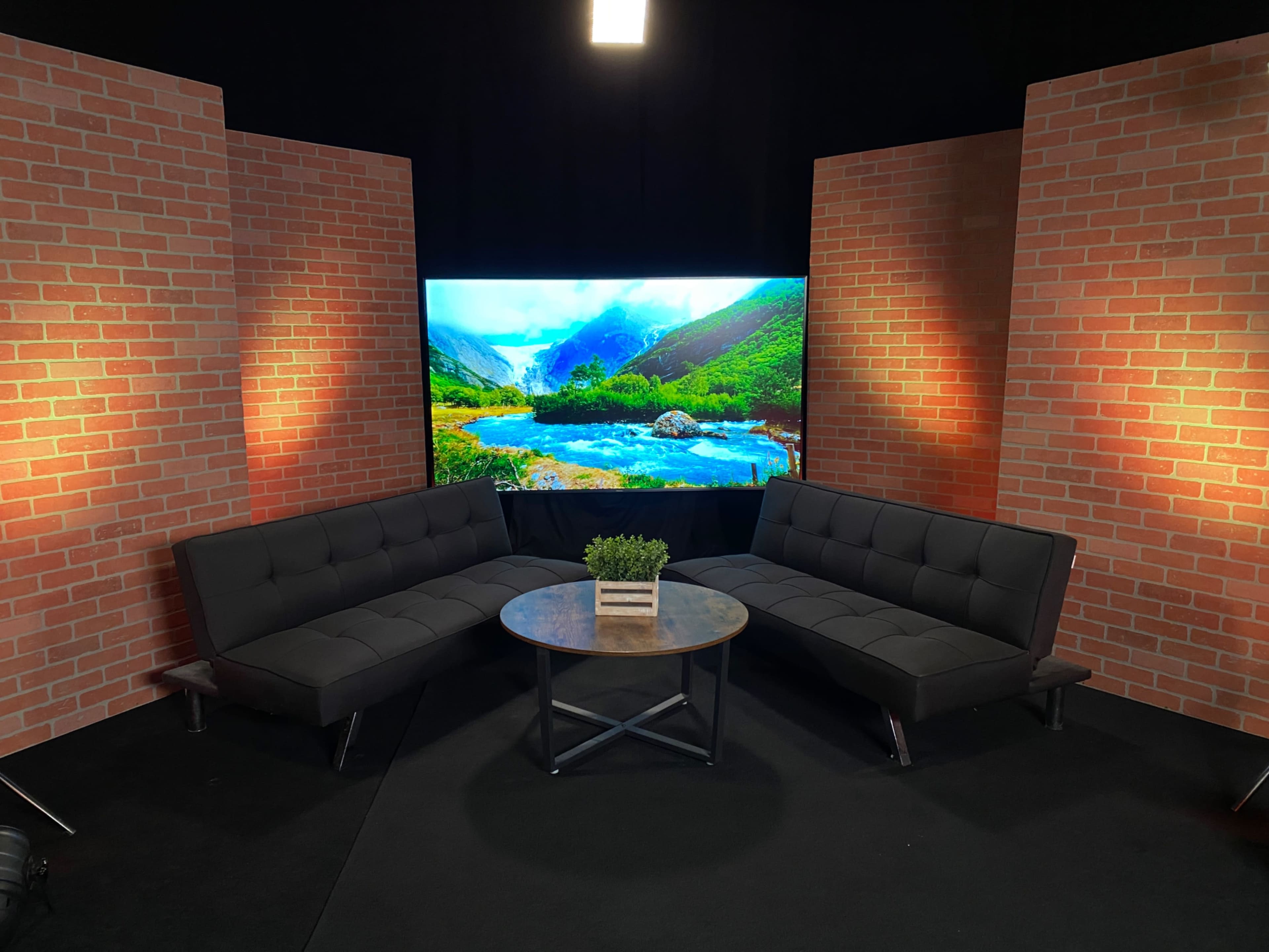 Podcast Studio, Sound Proof, Pre-lit Set, Burbank, CA | Production ...