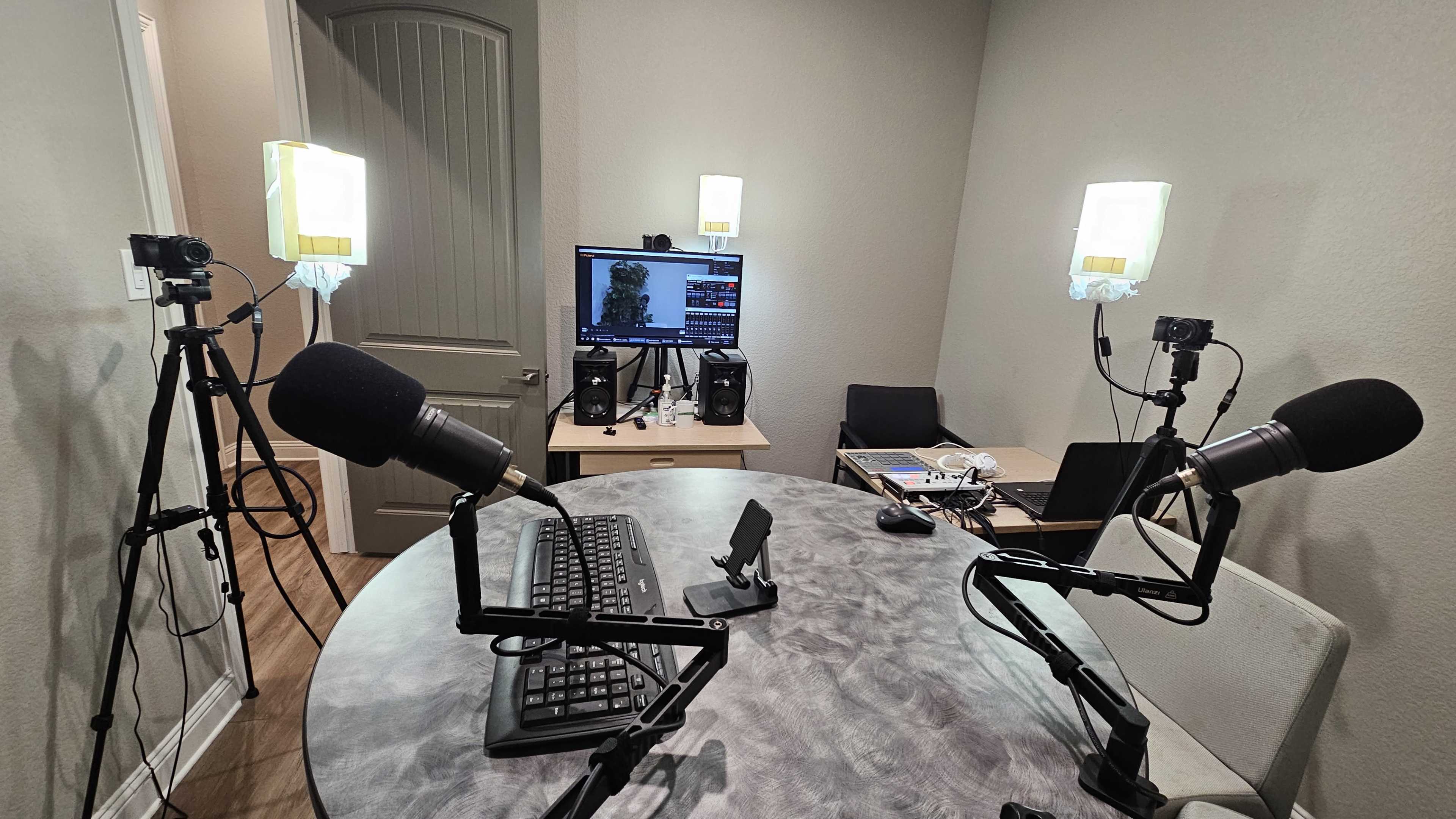 Modern All-Inclusive Podcast Studio with Engineer, Cameras, Mics, and Lighting!, North Richland ...