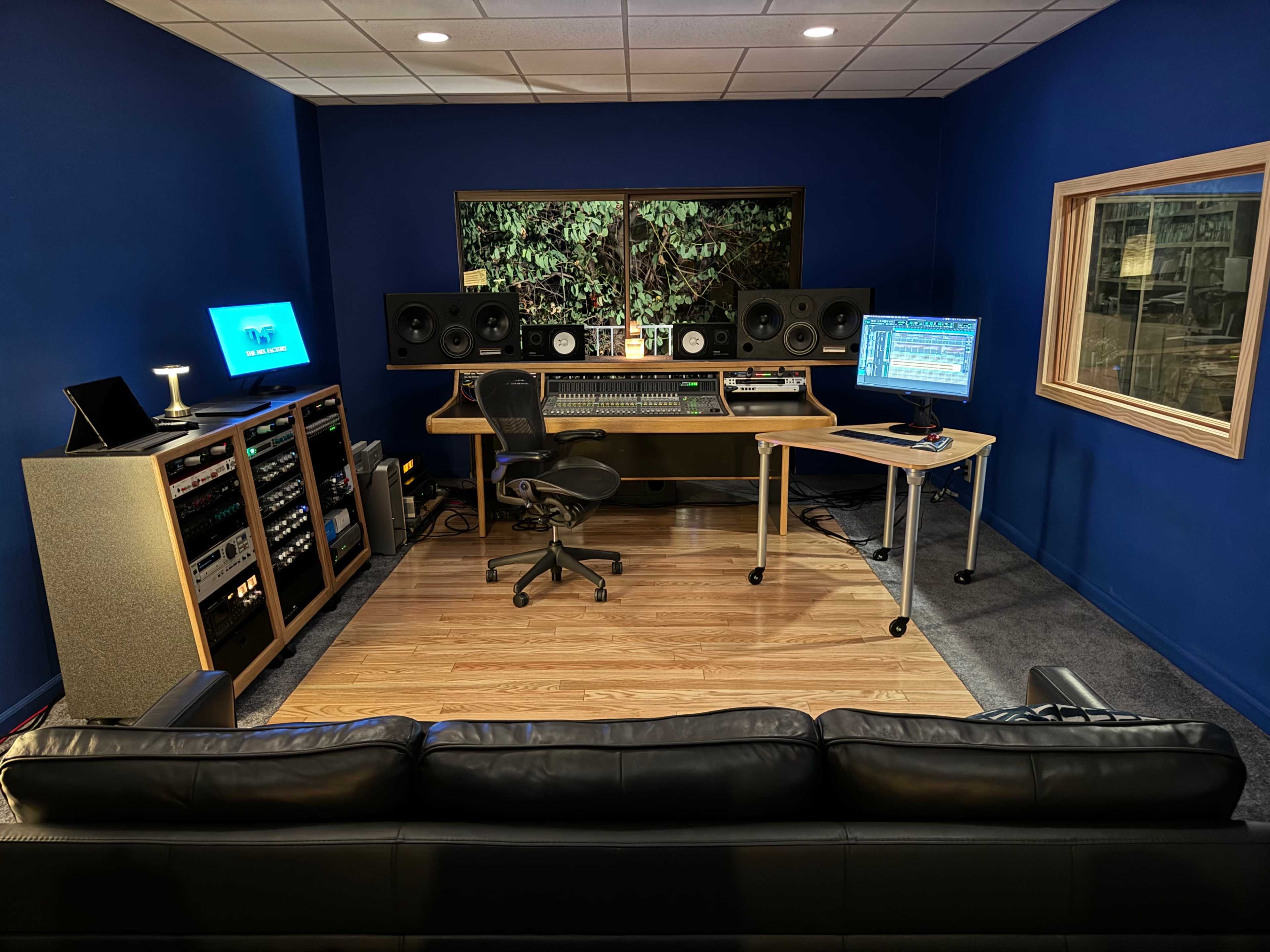 Fashionable and Stylish Music Recording Studio, Studio City, CA ...