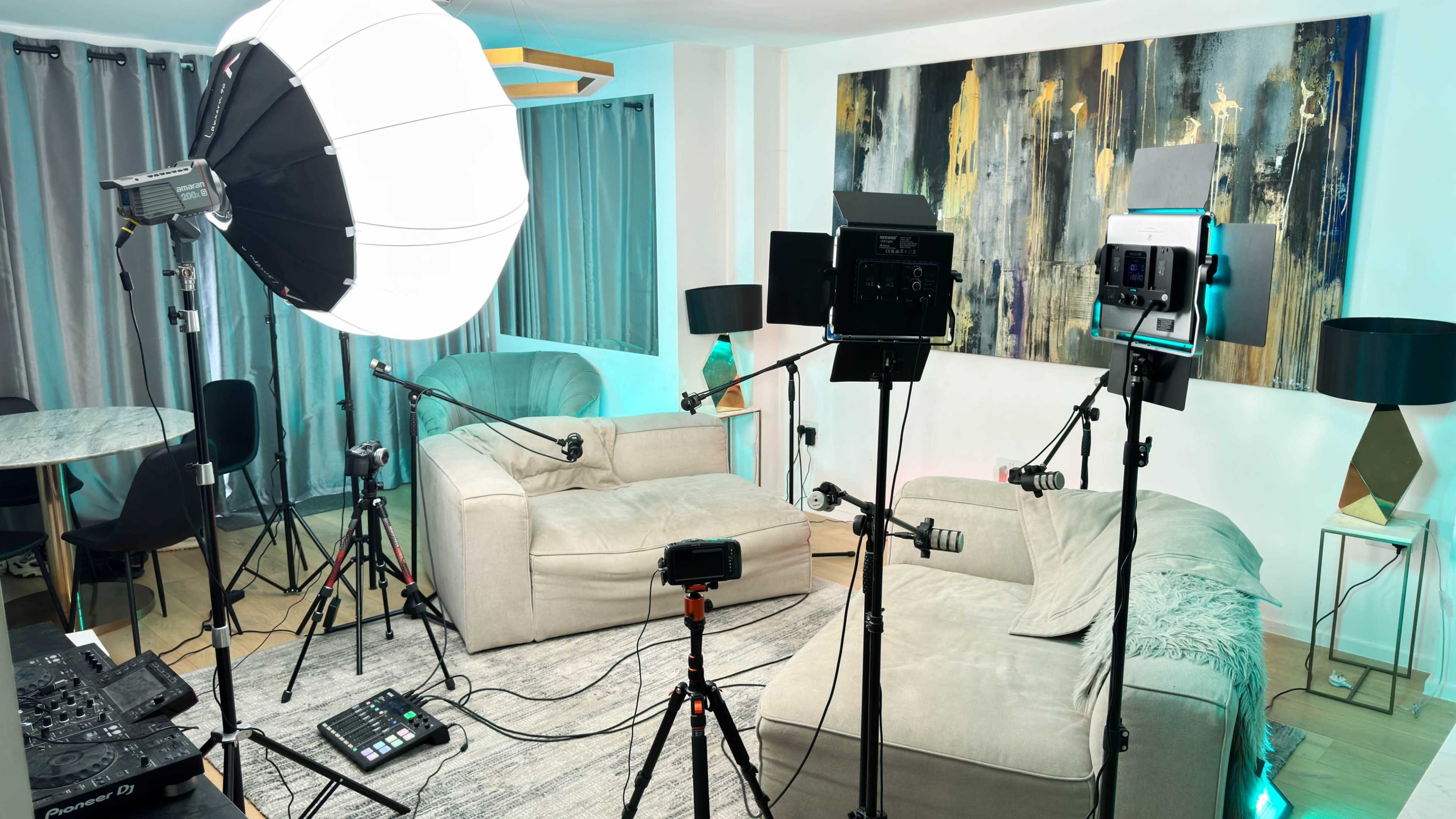 Modern Podcast Studio, Purley | Production | Peerspace