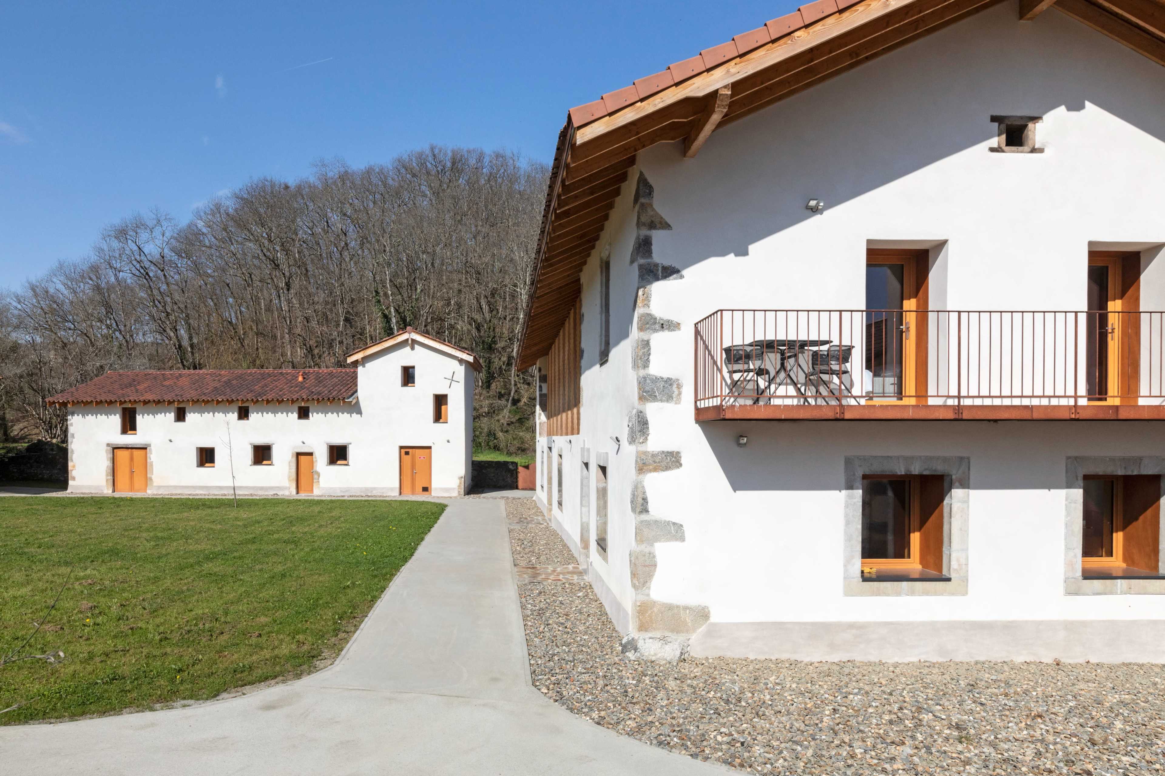La Résidence INCO | Grande salle de réception lumineuse en pleine ...