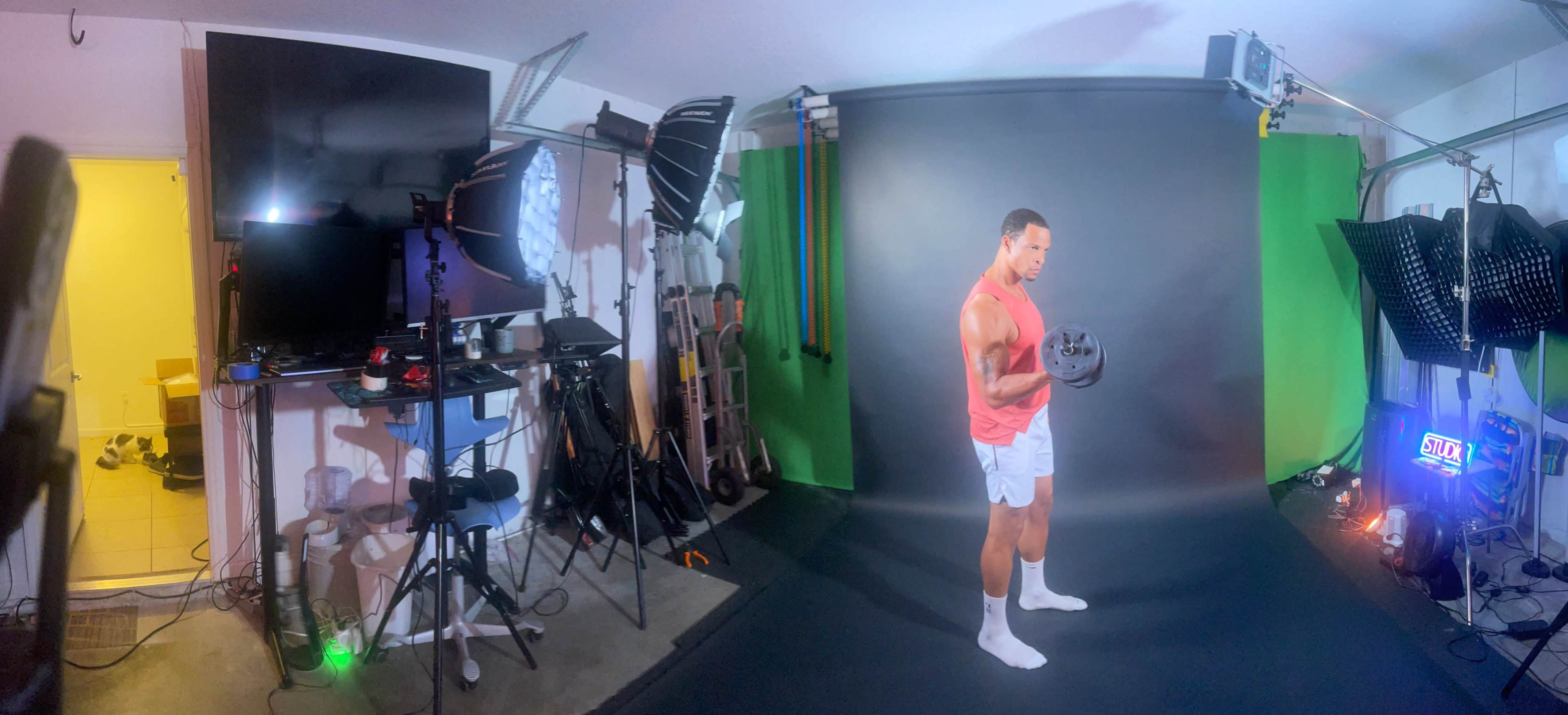 Urban Studio with Pro Lighting & Backdrops in West Palm Beach | Wedding ...